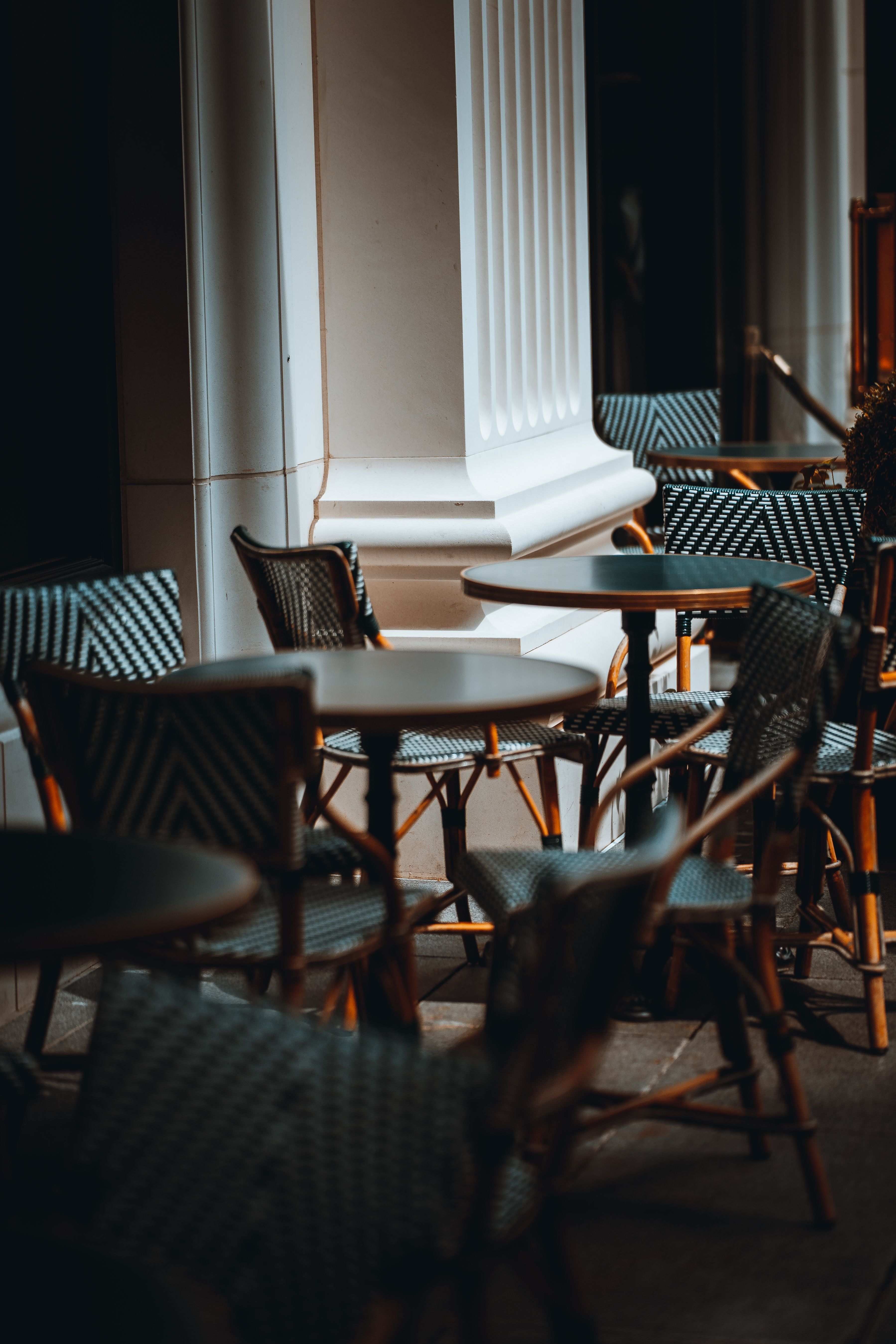 Empty Seats in Cafe · Free Stock Photo