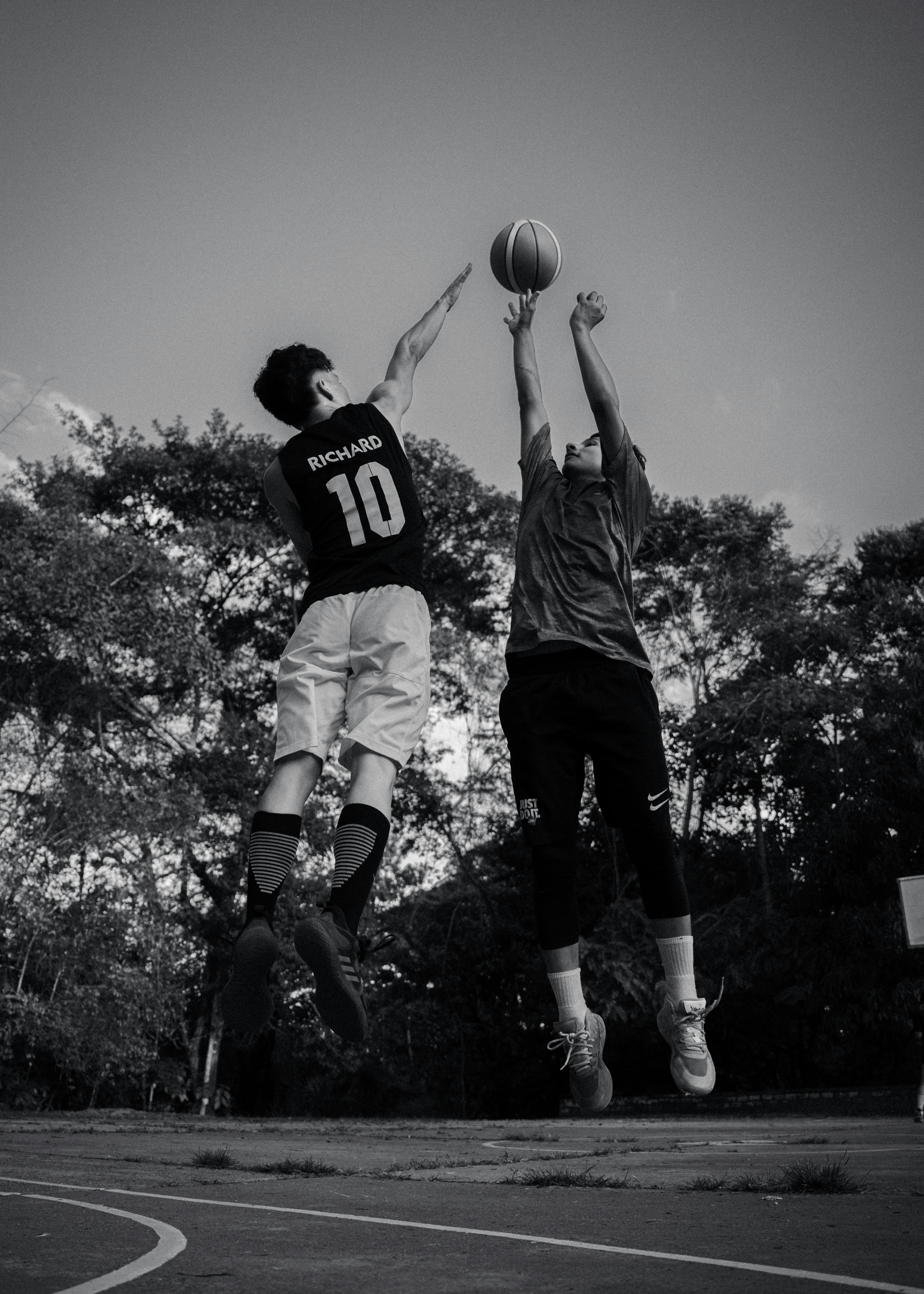 Men Playing Basketball · Free Stock Photo