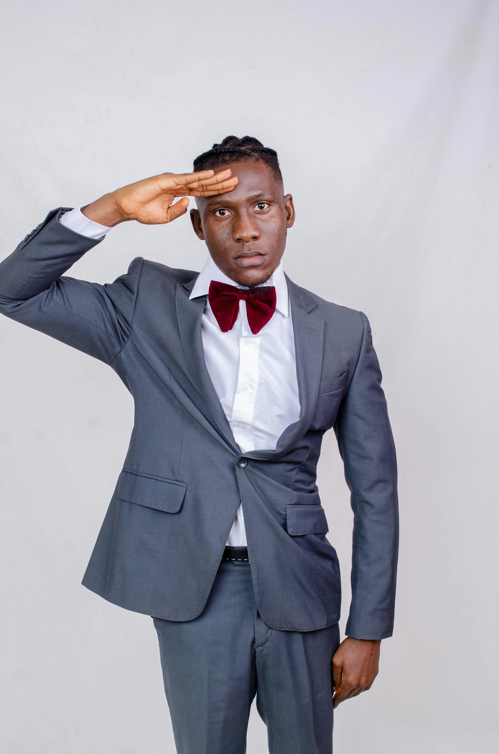 Man In Suit Saluting Photos, Download The BEST Free Man In Suit ...