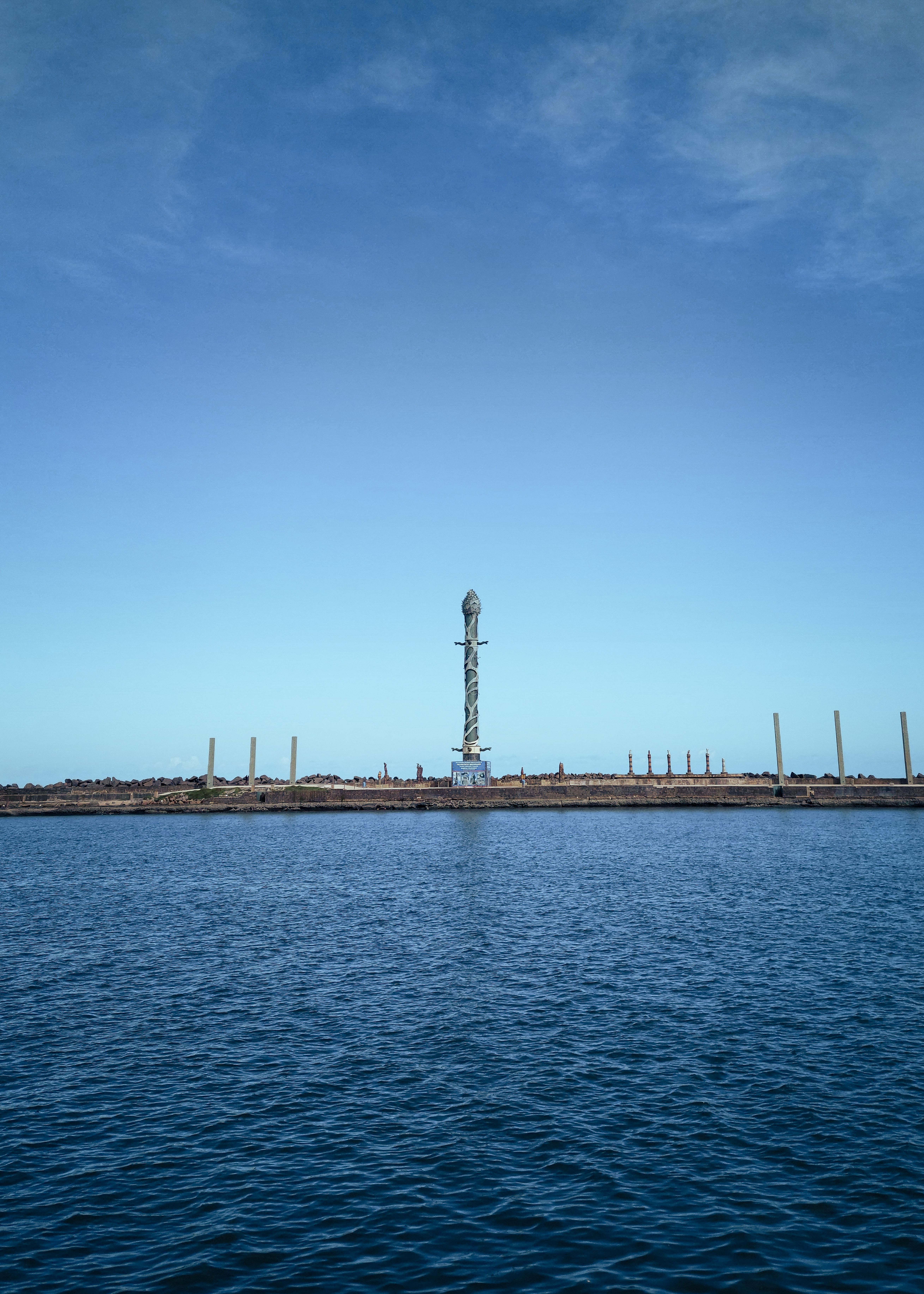 Monument on Sea Coast · Free Stock Photo