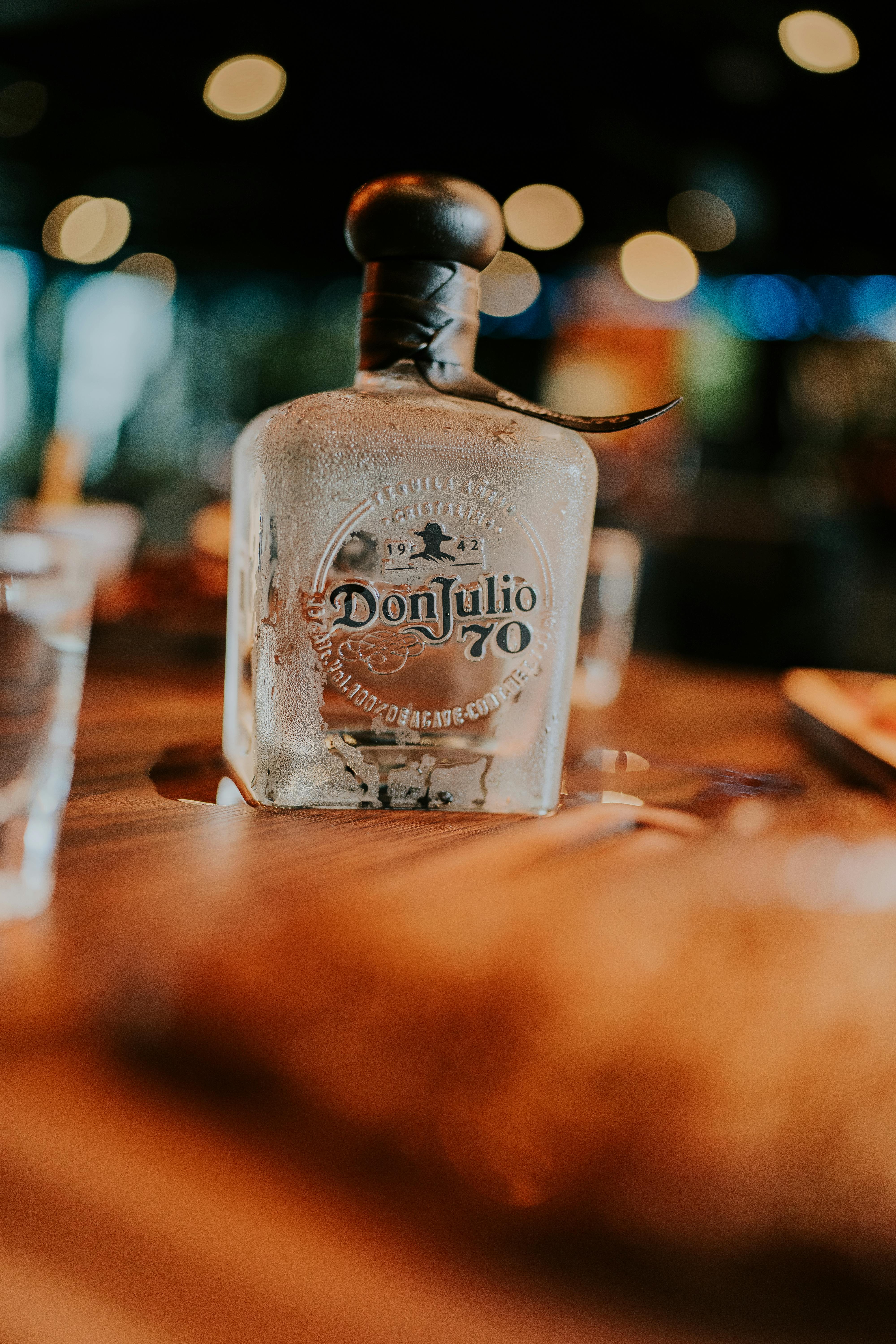 Foto de stock gratuita sobre alcohol, bar, beber, botella, cortes finos ...