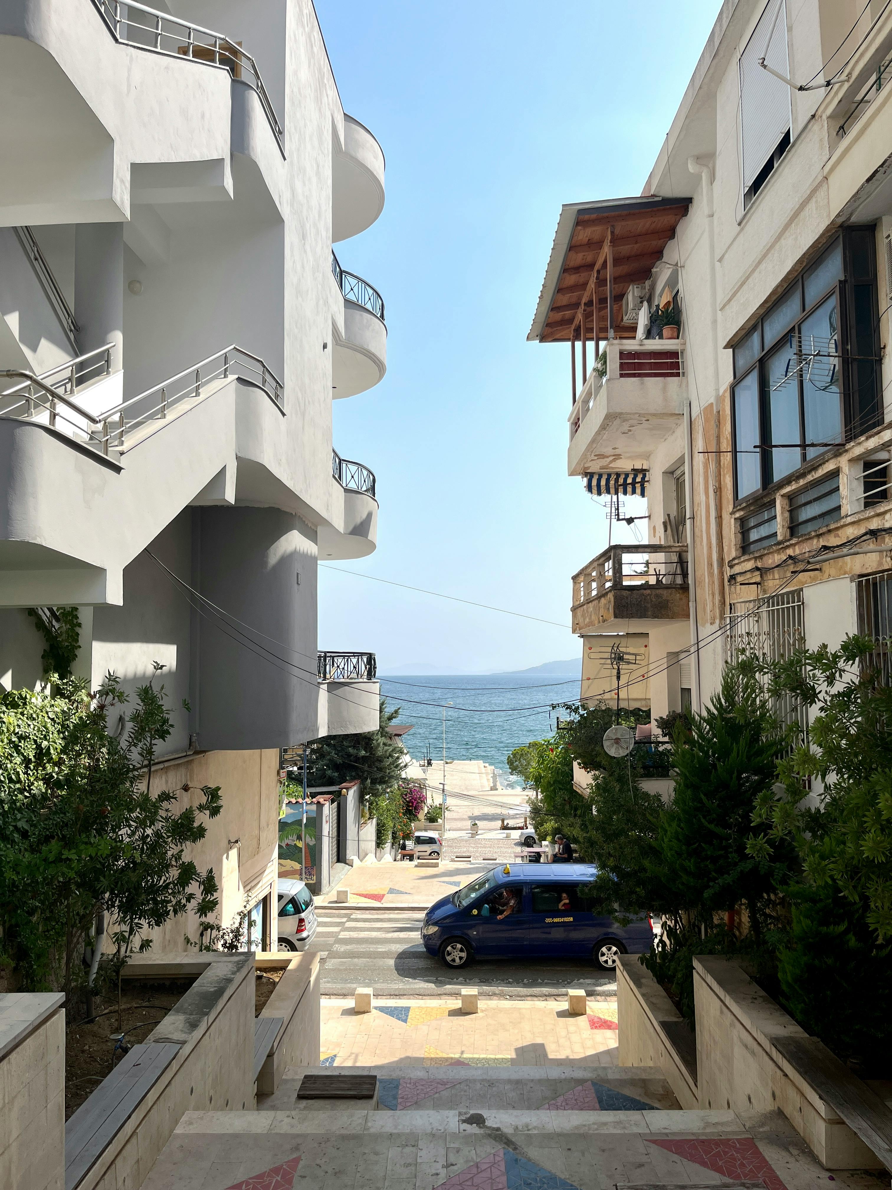 Agit Akbulut - 사진