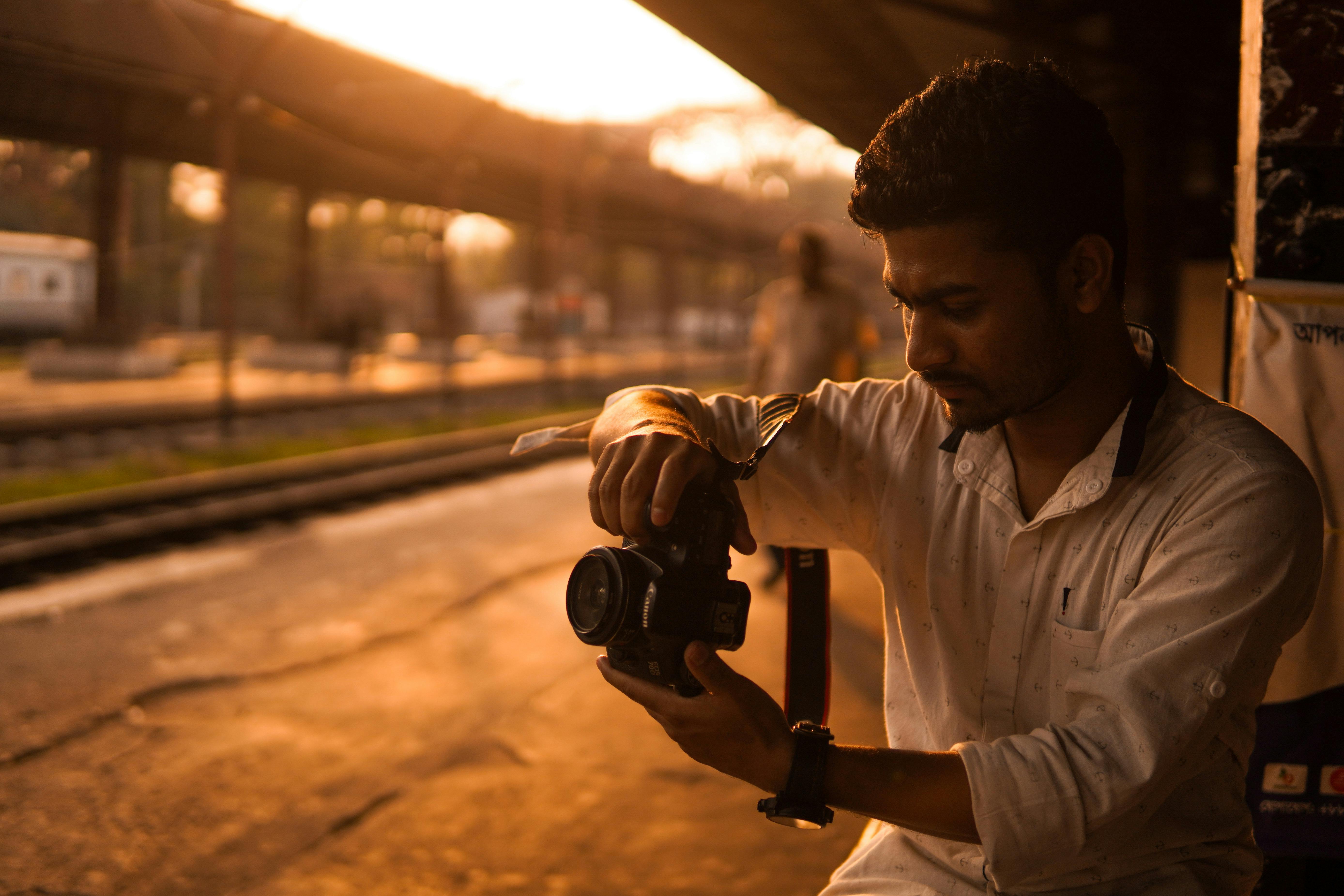 Using Sunscreen Photos, Download The BEST Free Using Sunscreen Stock ...