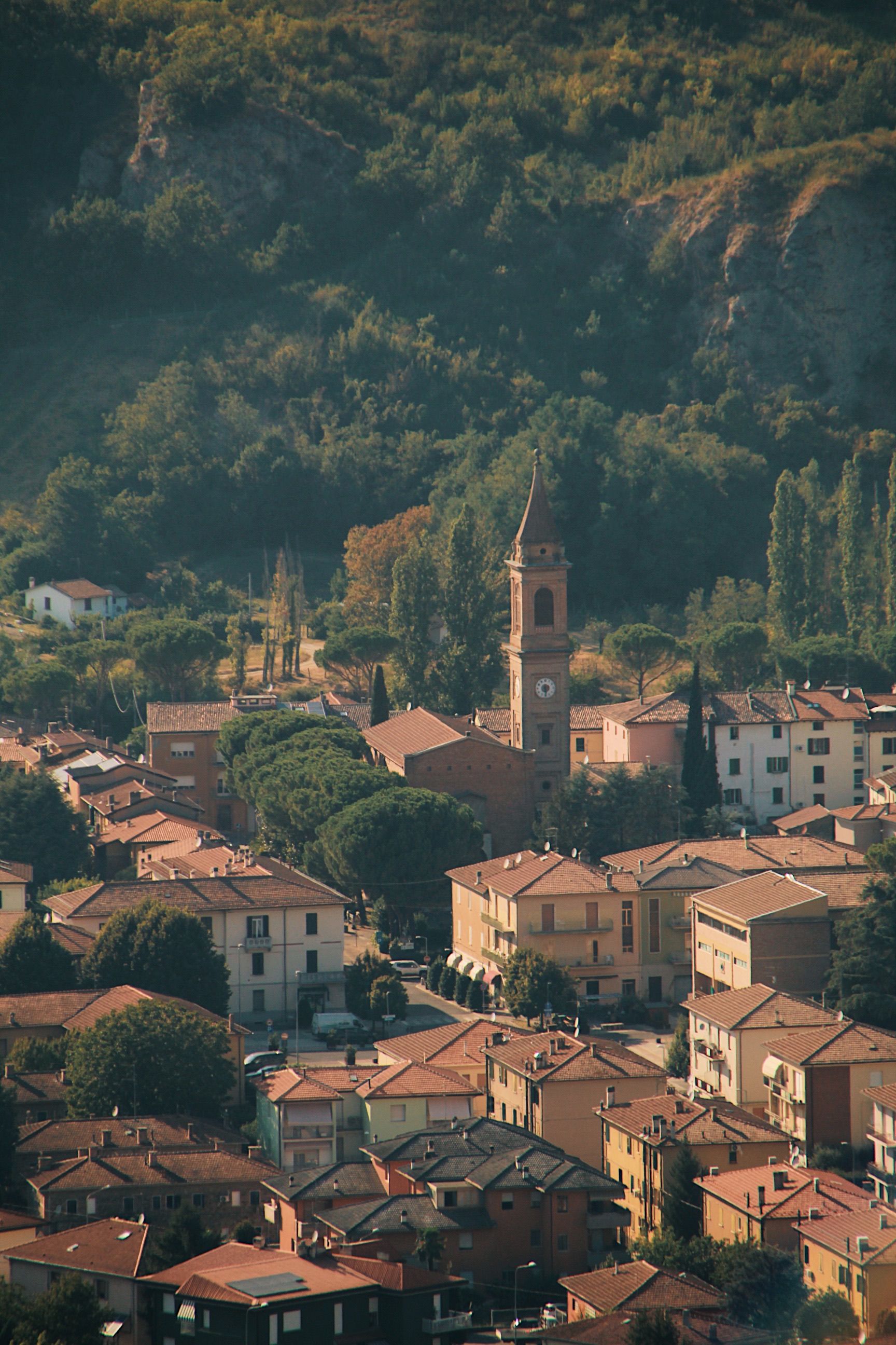 High Angle Shot of a Townscape · Free Stock Photo