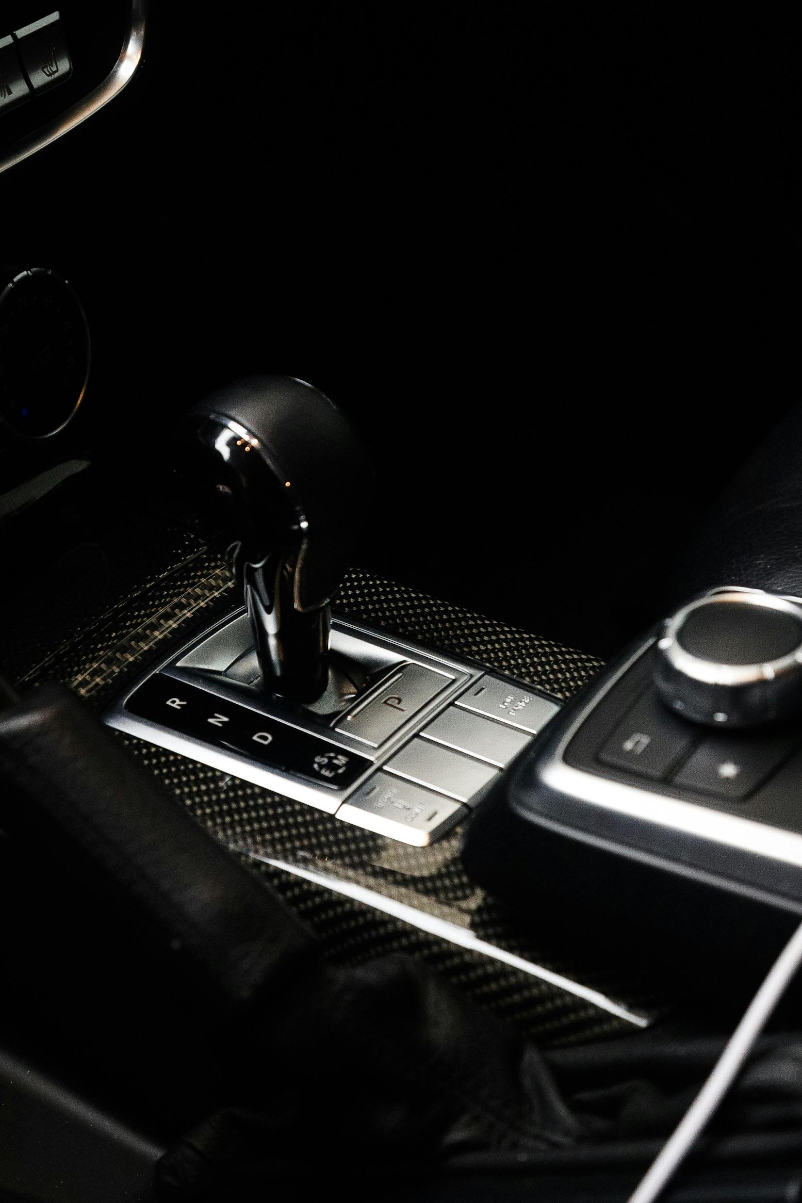 Gear Lever of Automatic Gearbox · Free Stock Photo