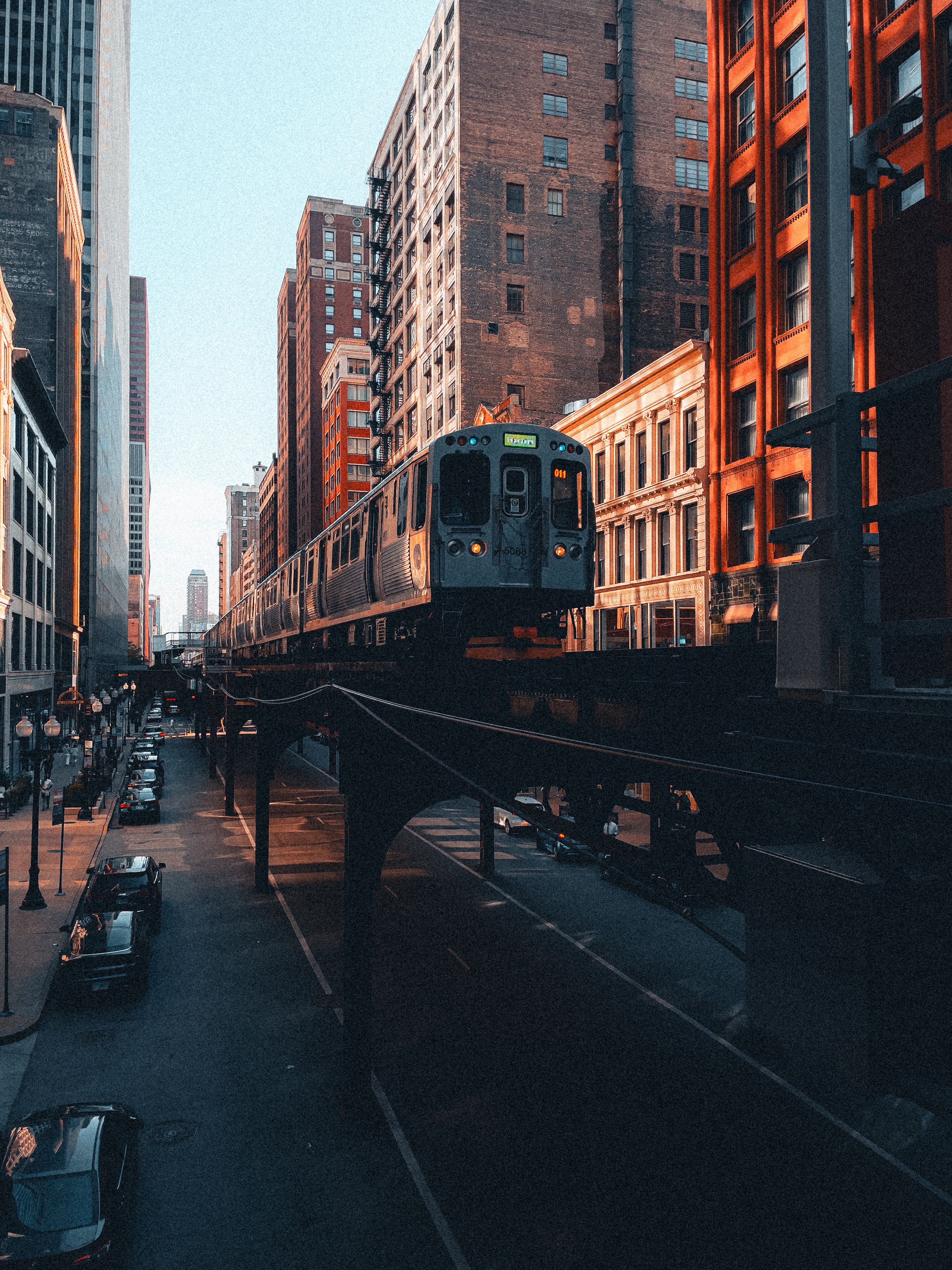 Metro Train in City in USA · Free Stock Photo