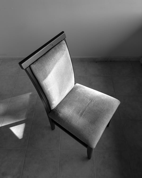 Chair Jumpscare Photos, Download The BEST Free Chair Jumpscare Stock ...