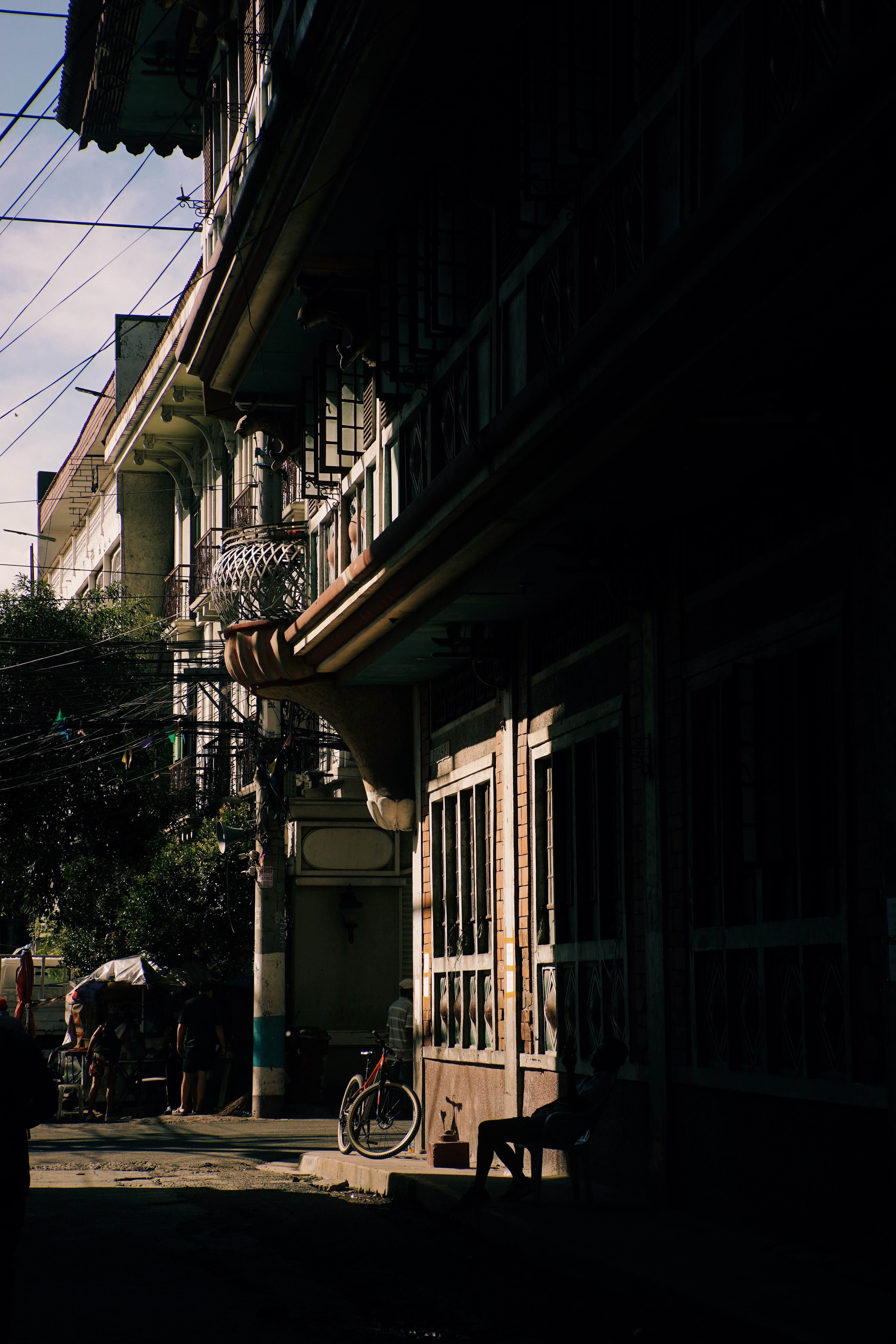 Facade of Residential Building on Shadow and Sunlight · Free Stock Photo