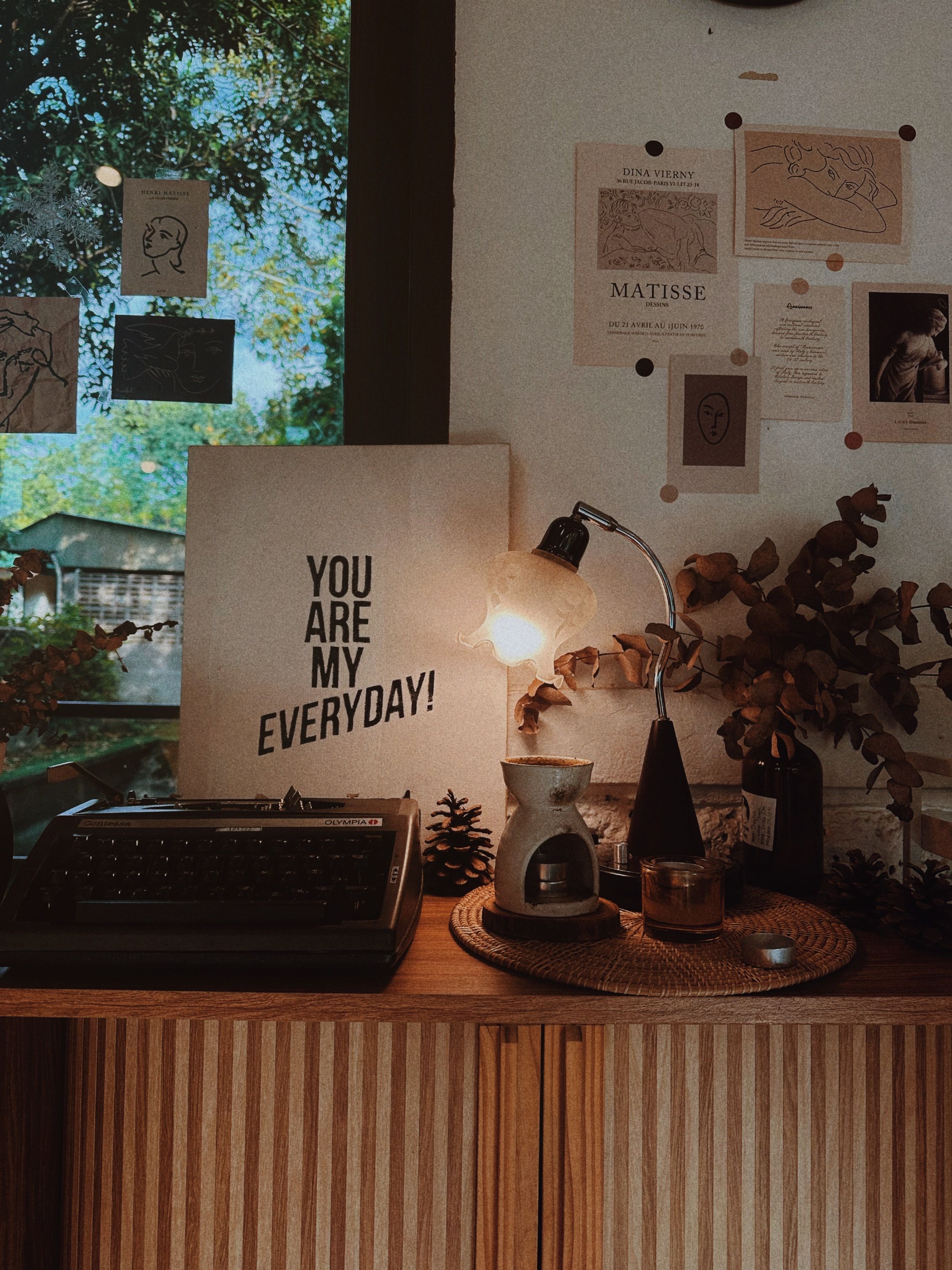Dim Lit Photos, Download The BEST Free Dim Lit Stock Photos & HD Images