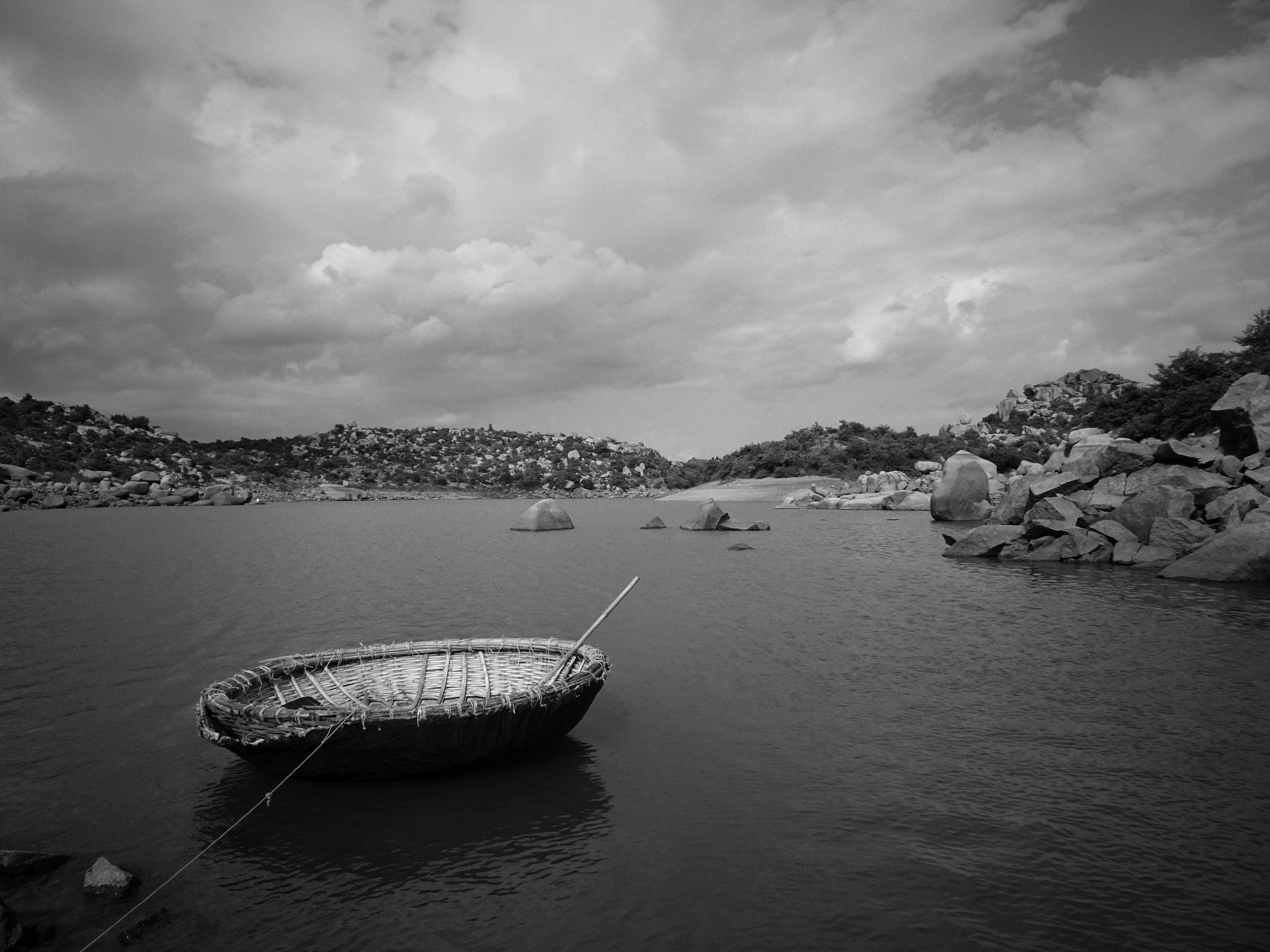 Wicker Basket Floating on Lakeshore · Free Stock Photo