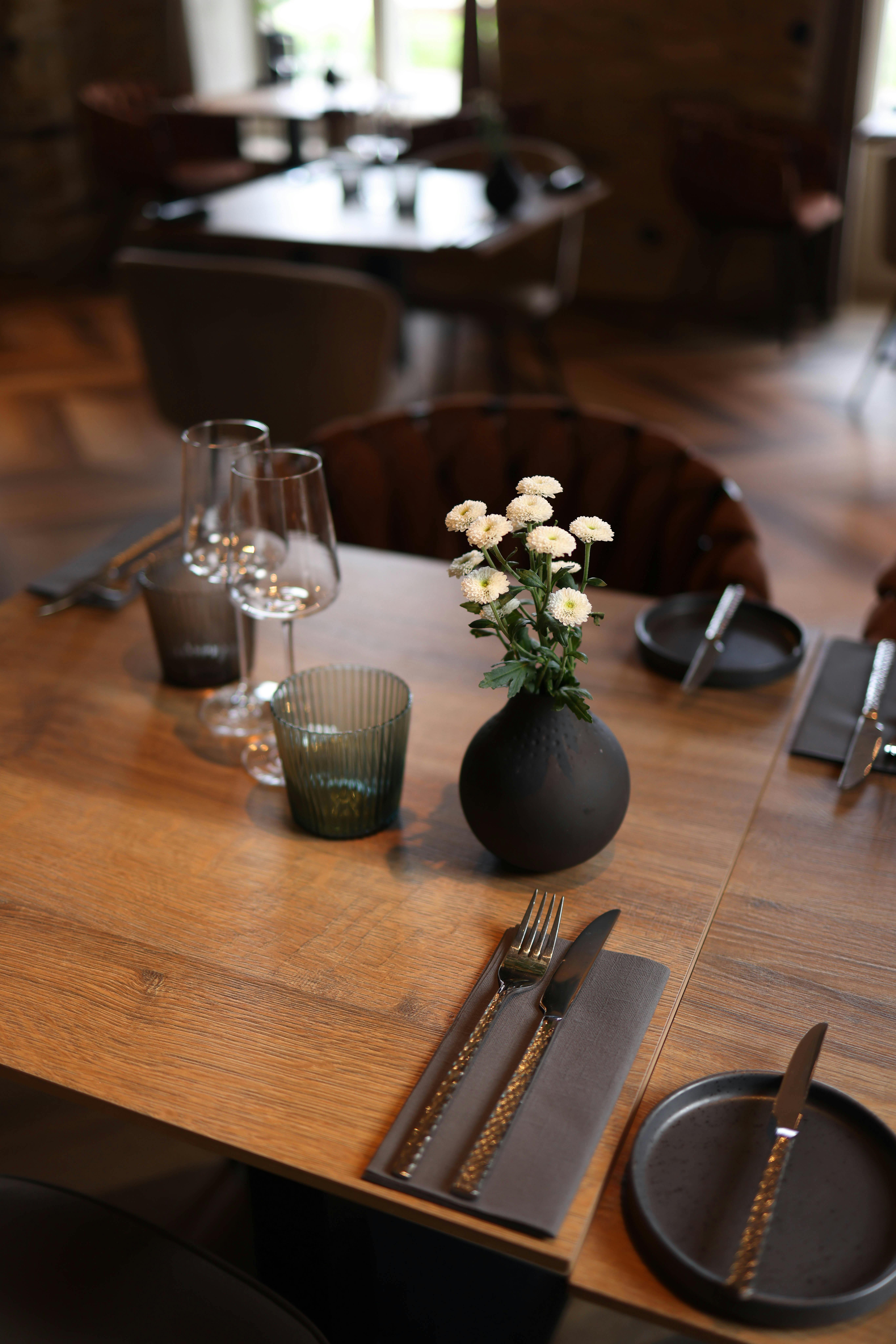 Decoration on a Table in a Restaurant · Free Stock Photo