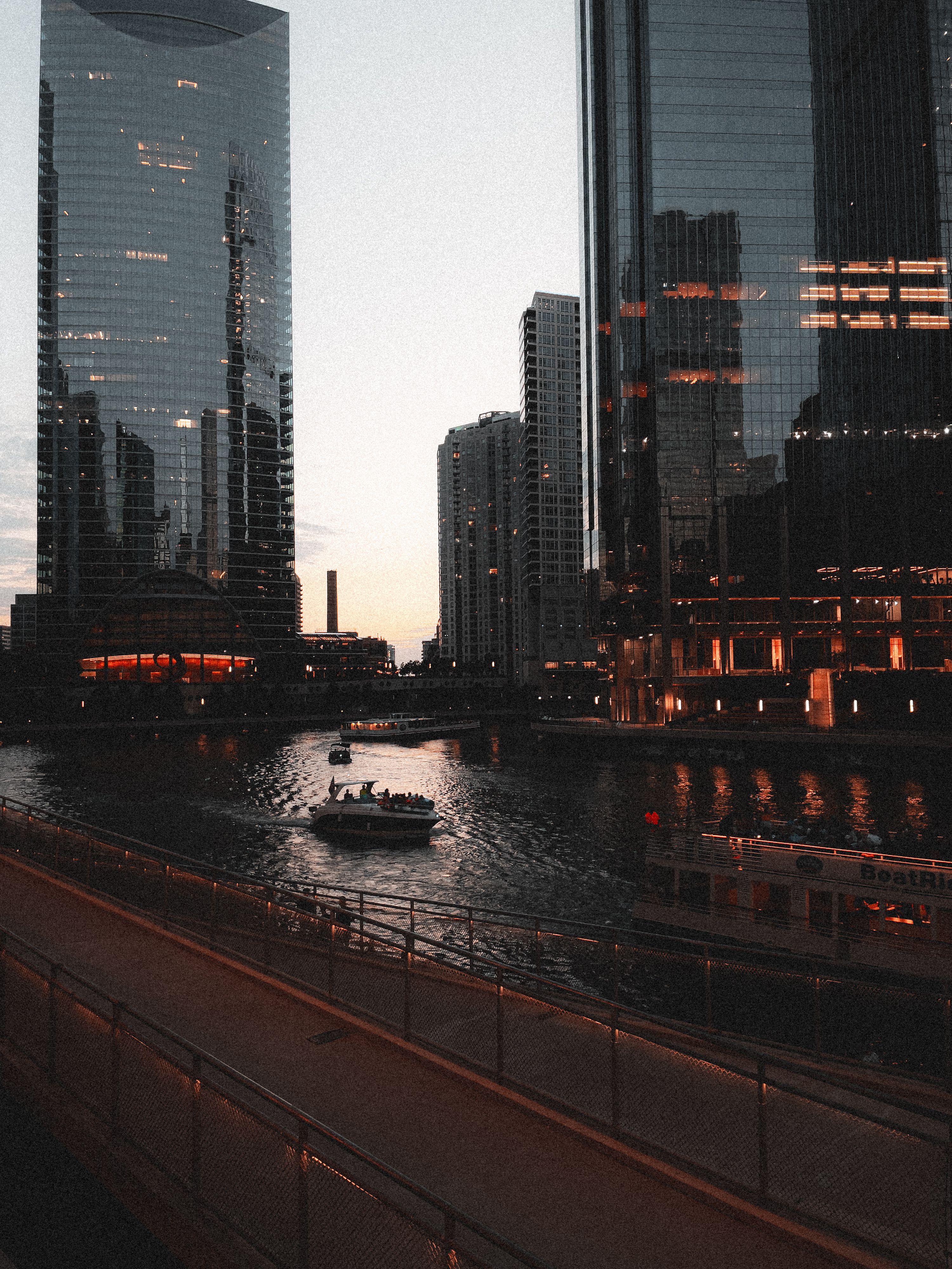 Trump Tower in Chicago · Free Stock Photo