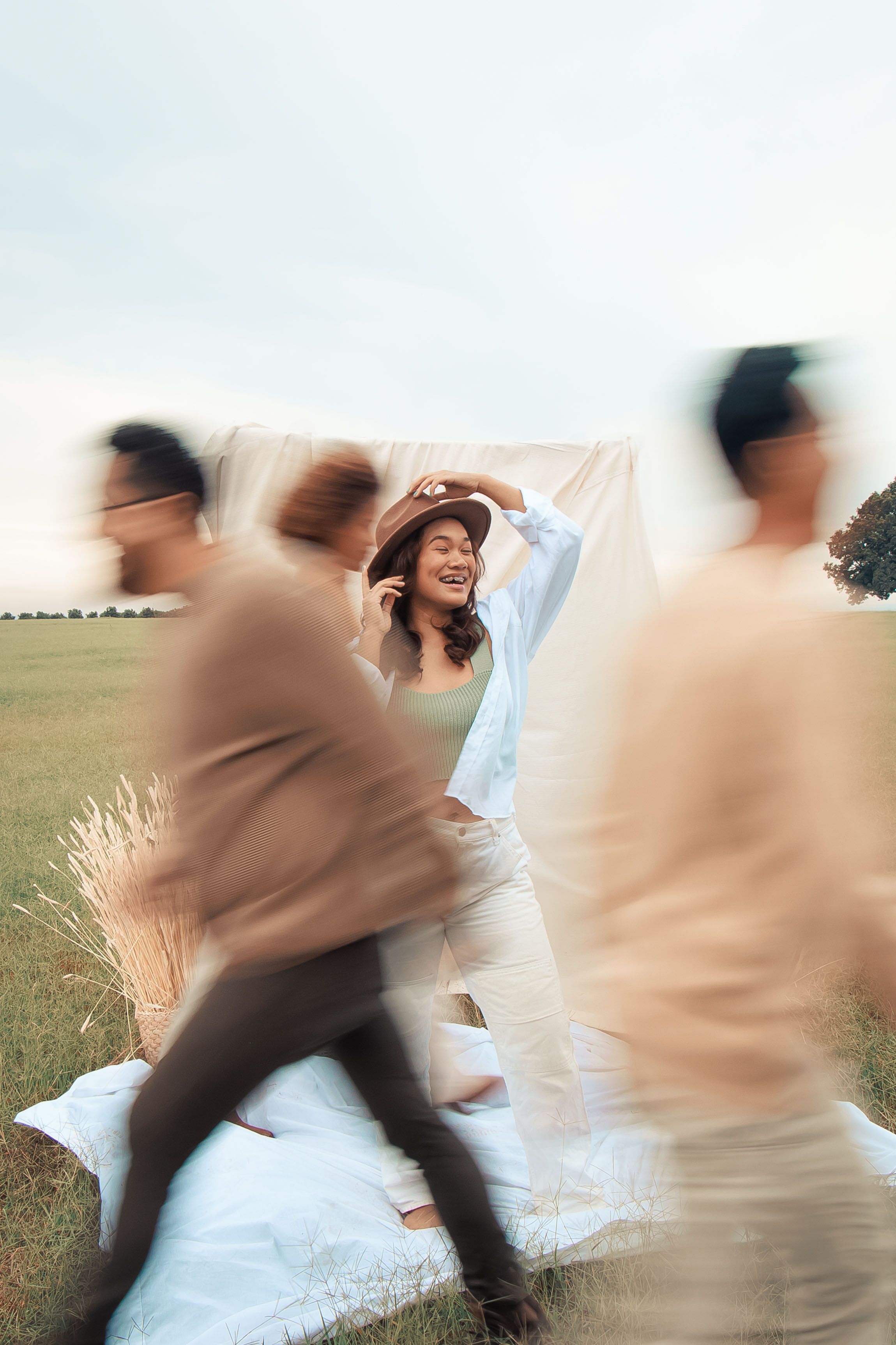 Group Of Creatives' Walking Photos, Download The BEST Free Group Of ...