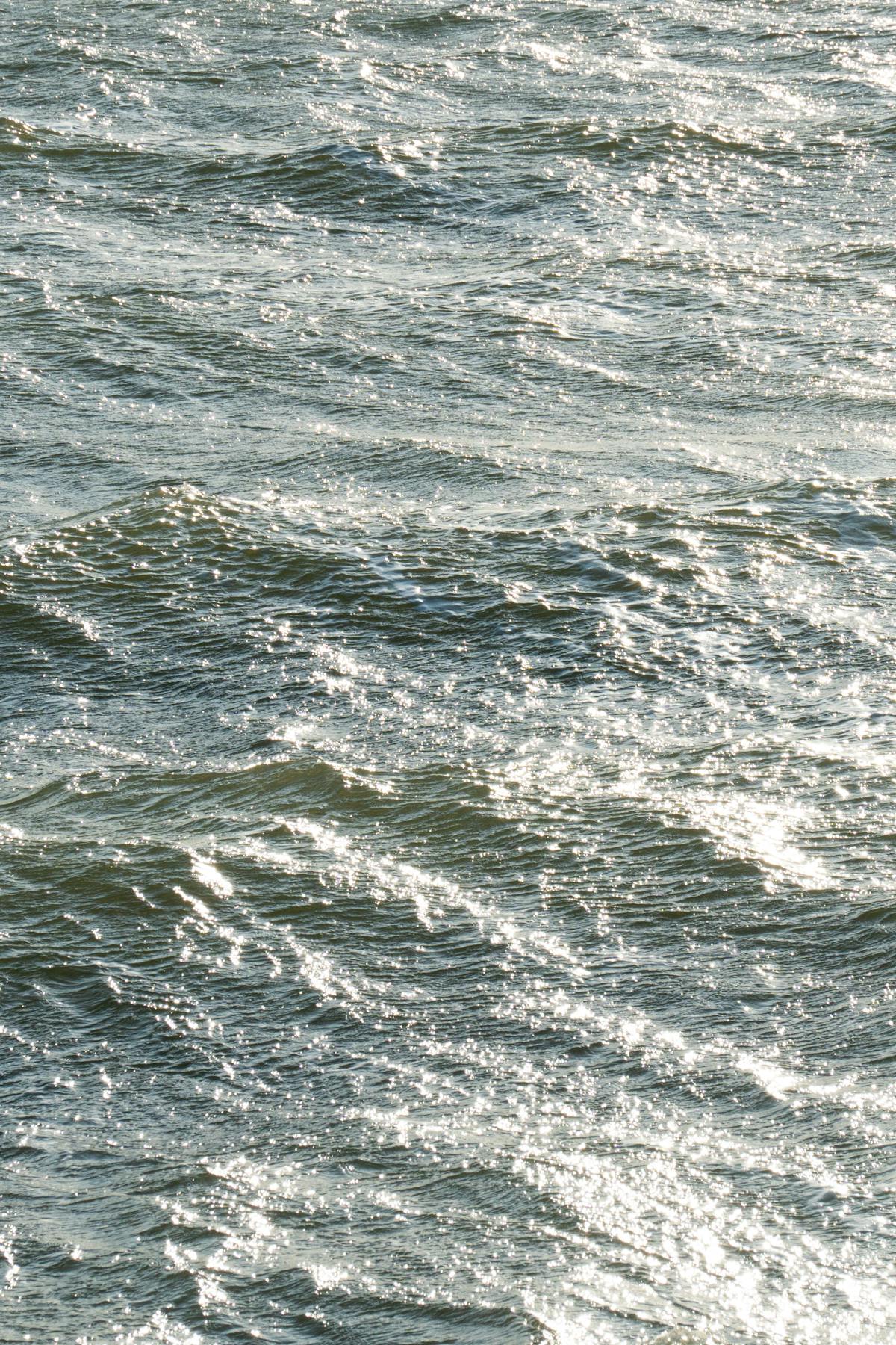 Wavy Drawing Photos, Download The BEST Free Wavy Drawing Stock Photos ...