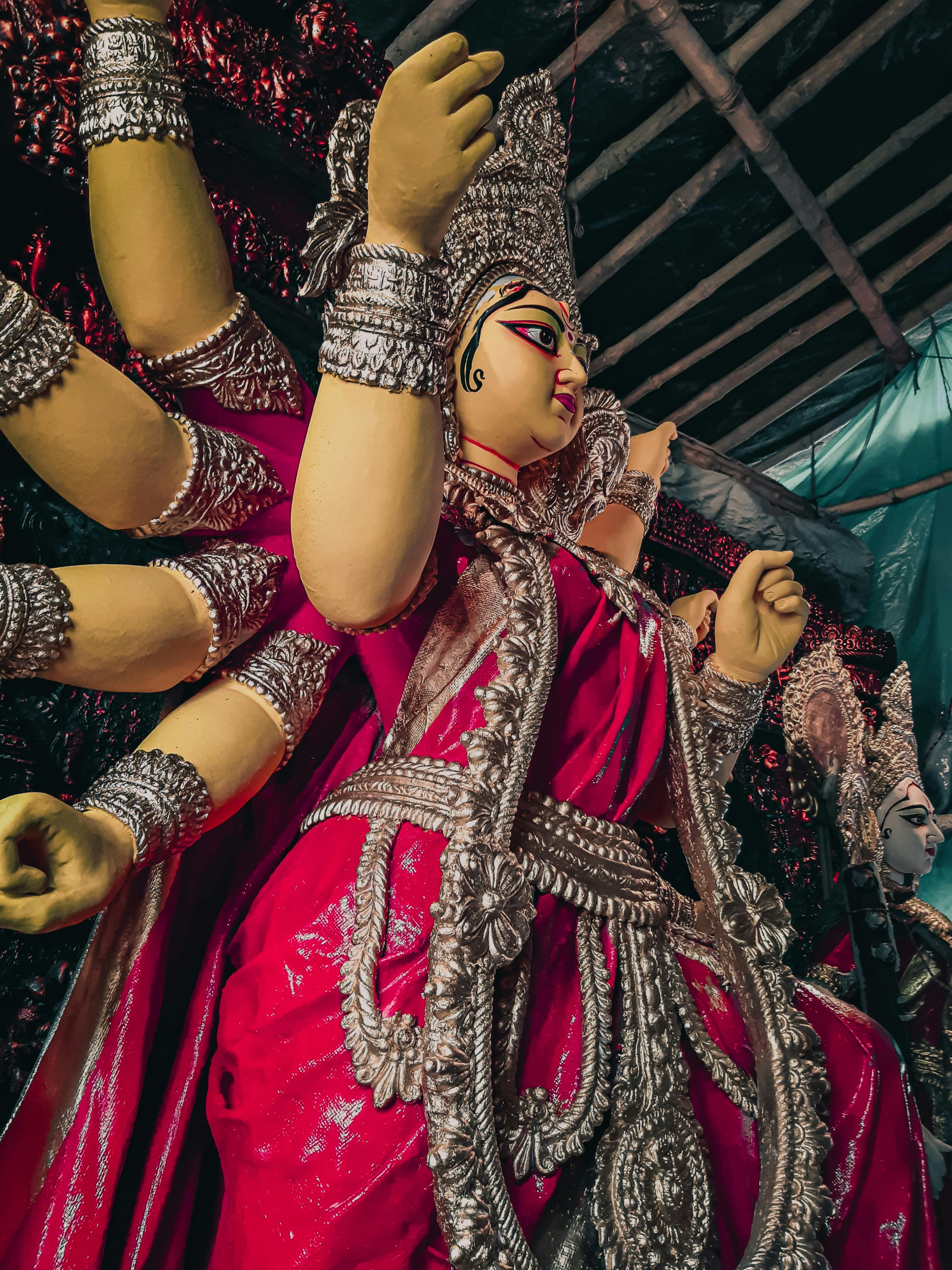 Ornamented God Statue · Free Stock Photo