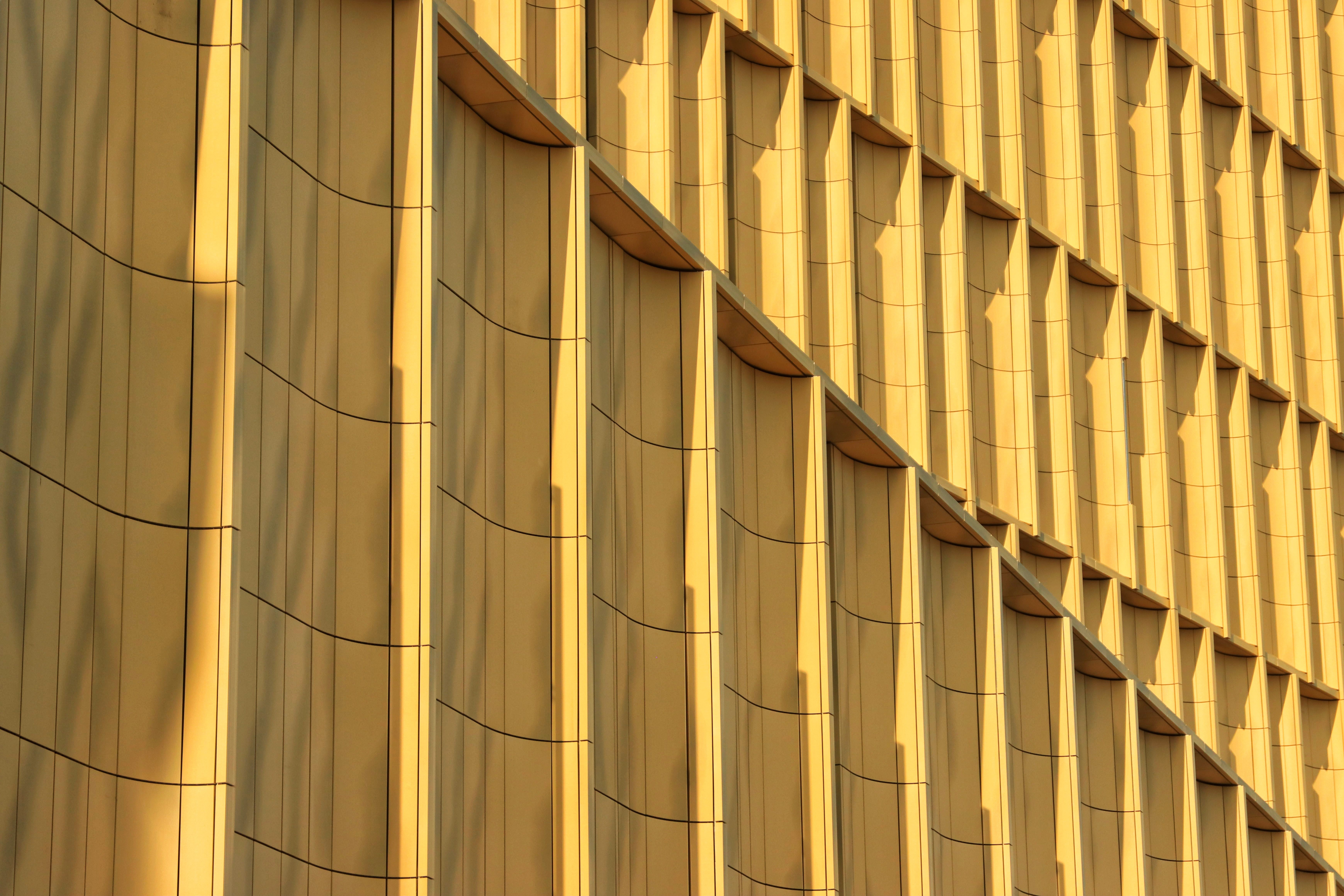Pattern on Building Wall · Free Stock Photo
