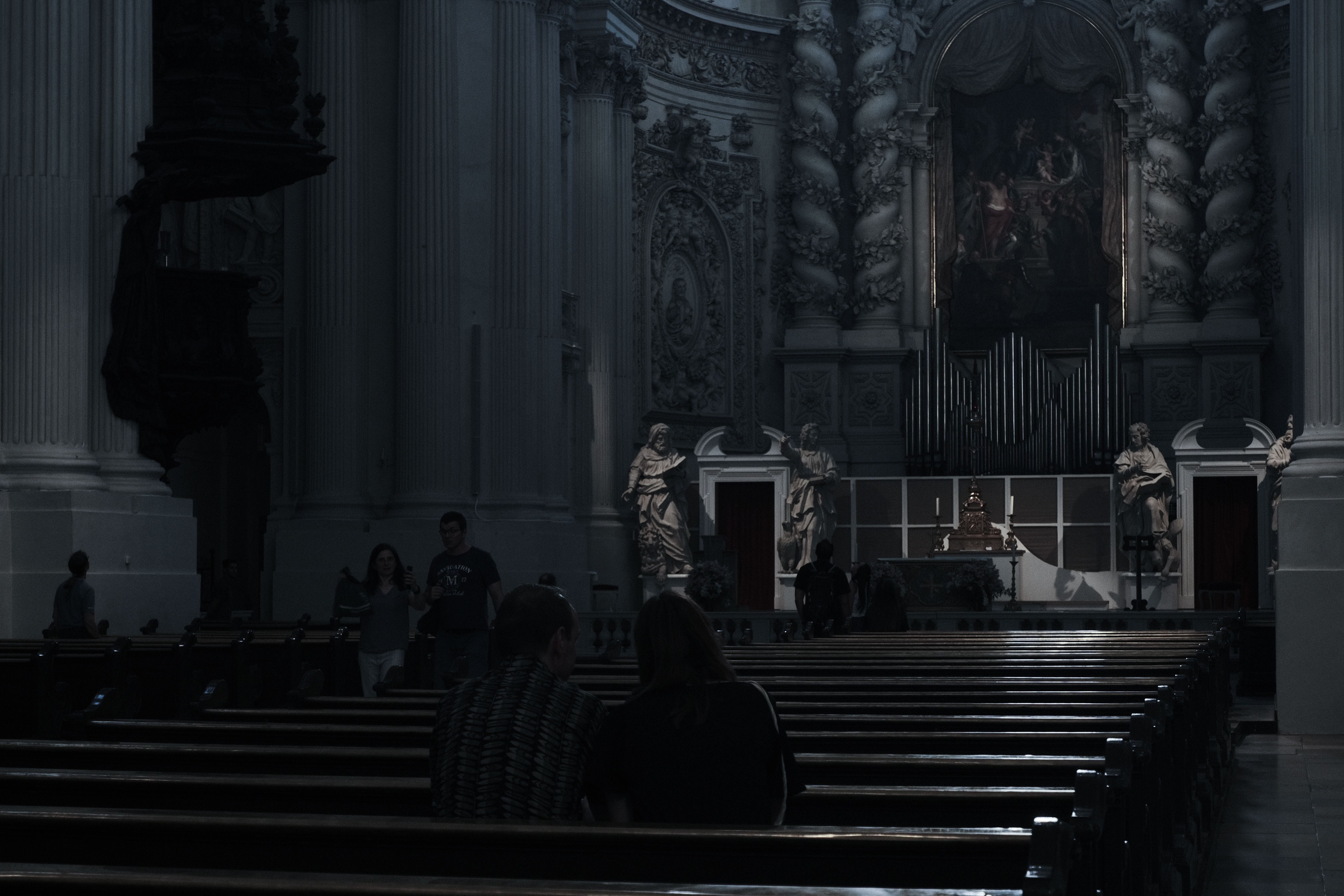 Dark, Monumental Church Interior · Free Stock Photo