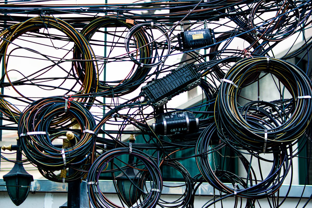Tangled Wires Photos, Download The BEST Free Tangled Wires Stock Photos ...