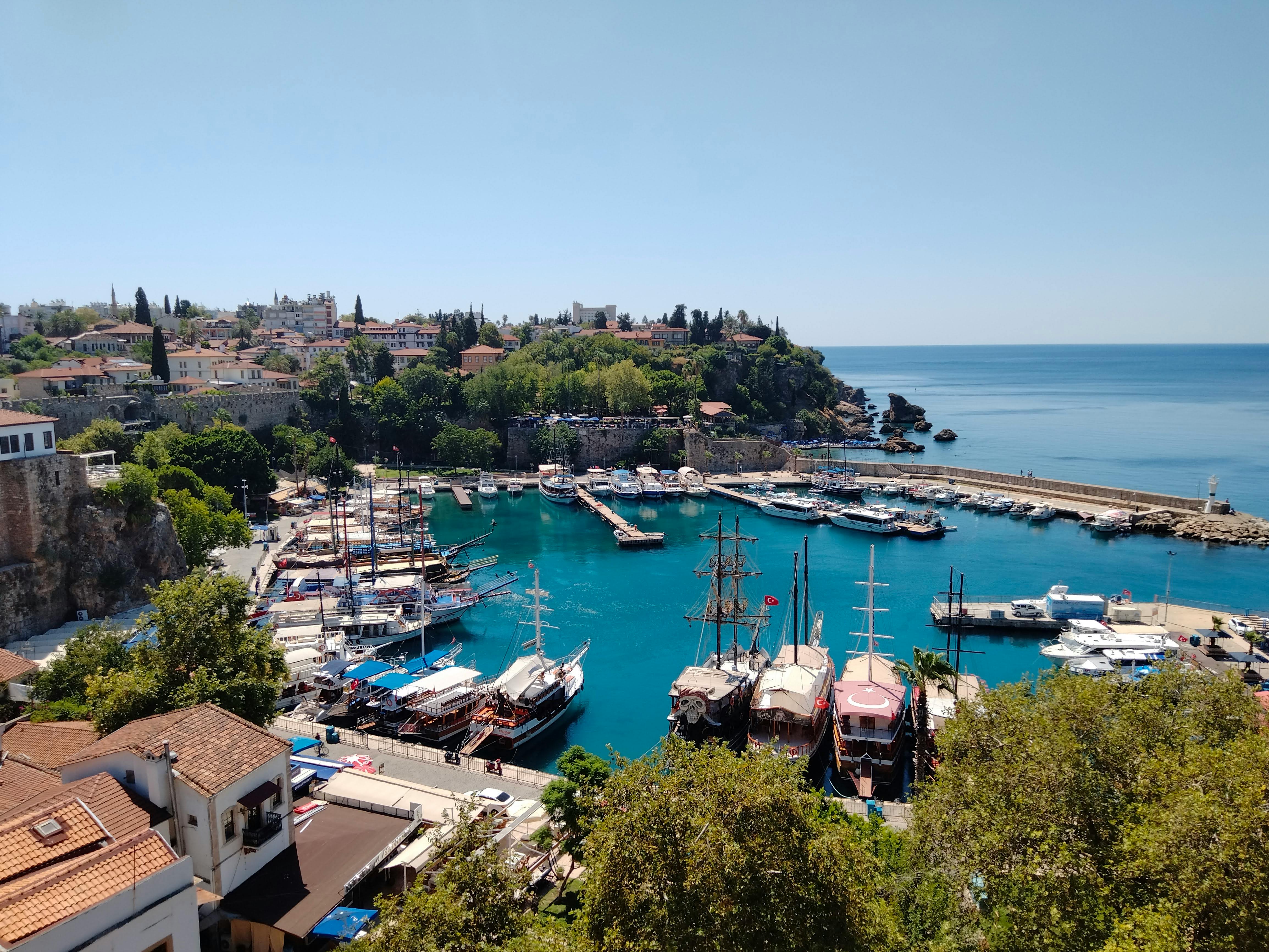 Truck Bay Photos, Download The BEST Free Truck Bay Stock Photos & HD Images