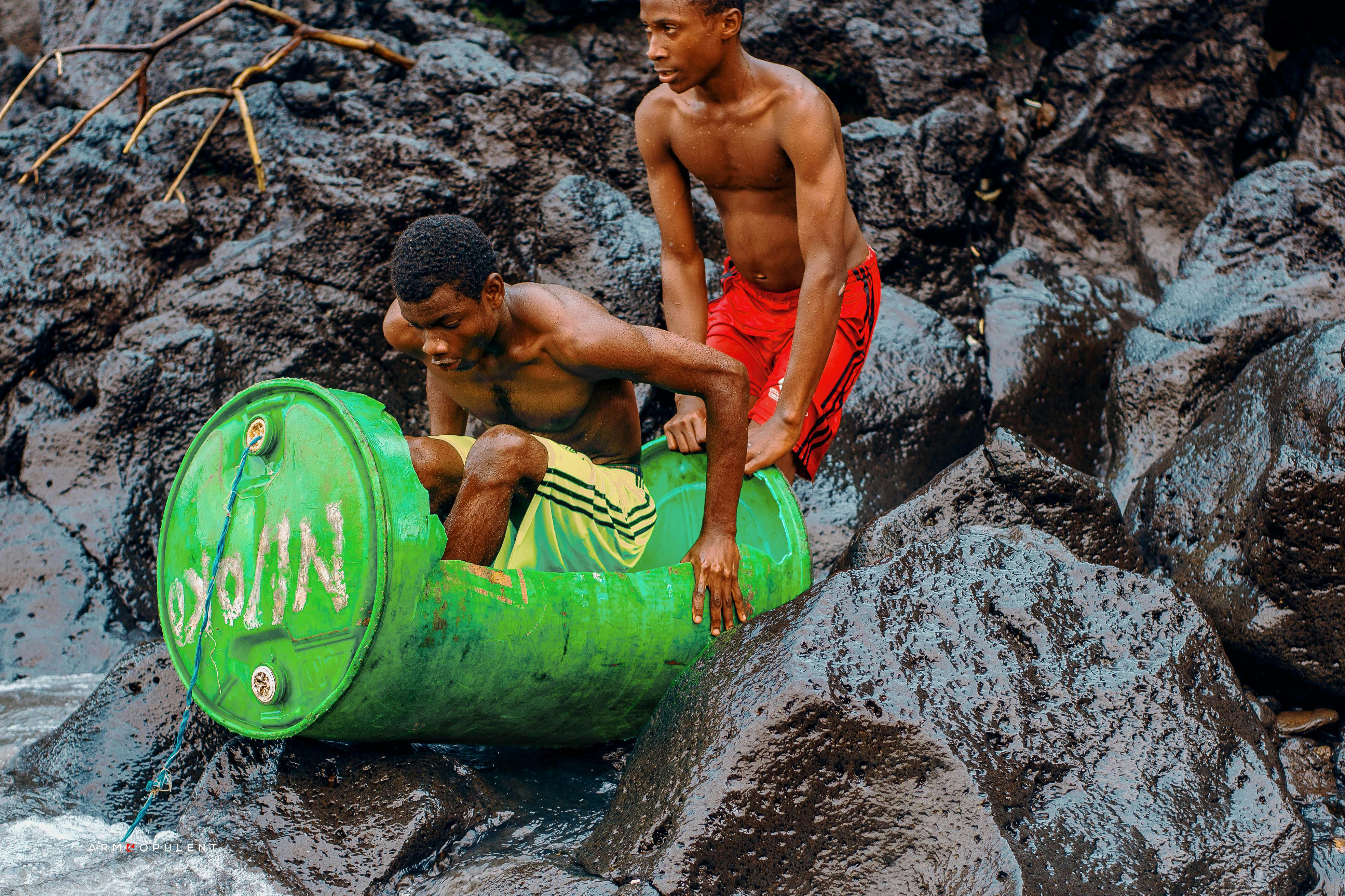 Evacuation Slide Raft Aircraft Photos, Download The BEST Free ...