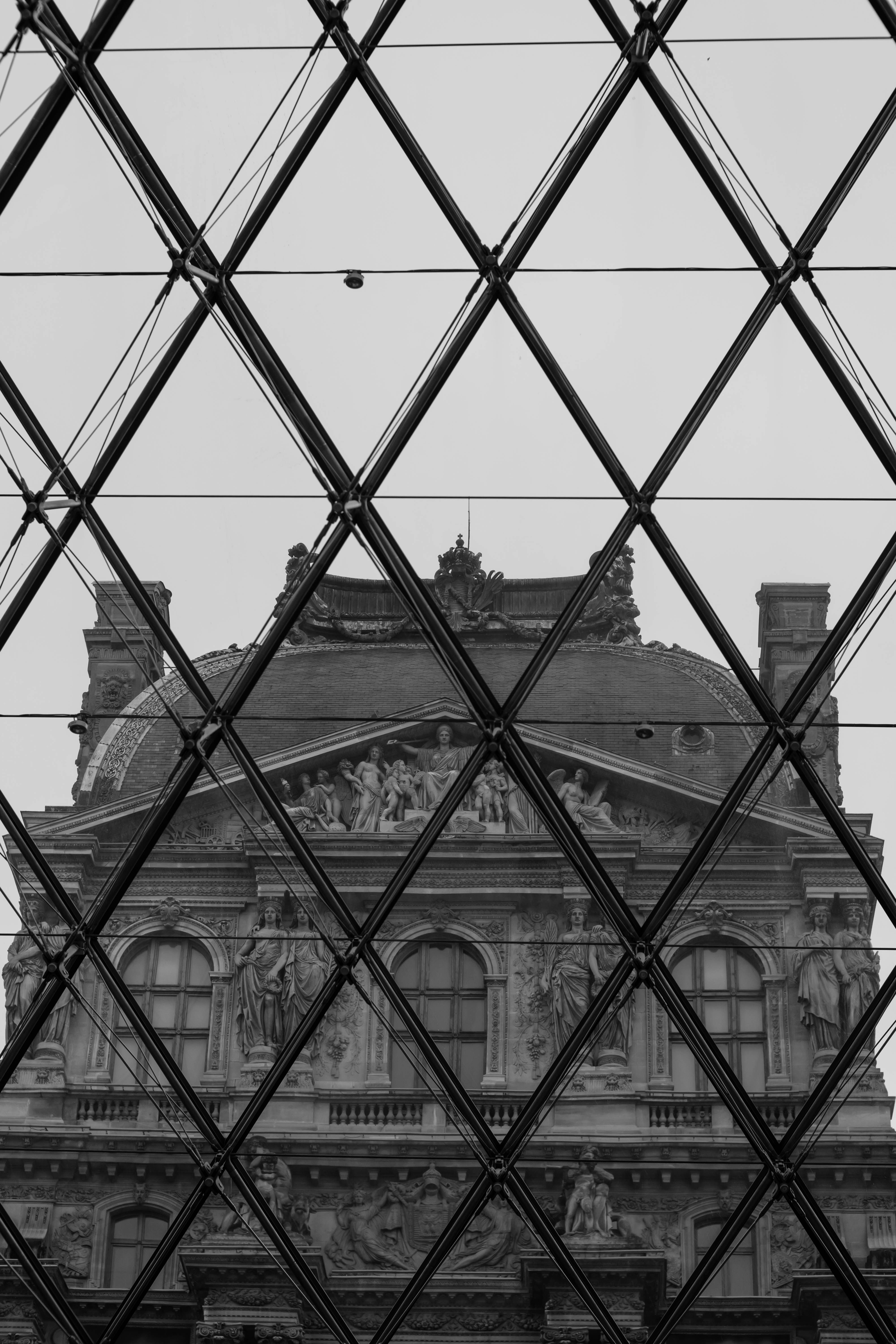 Facade of Museum in Louvre Mirroring in Pyramid · Free Stock Photo