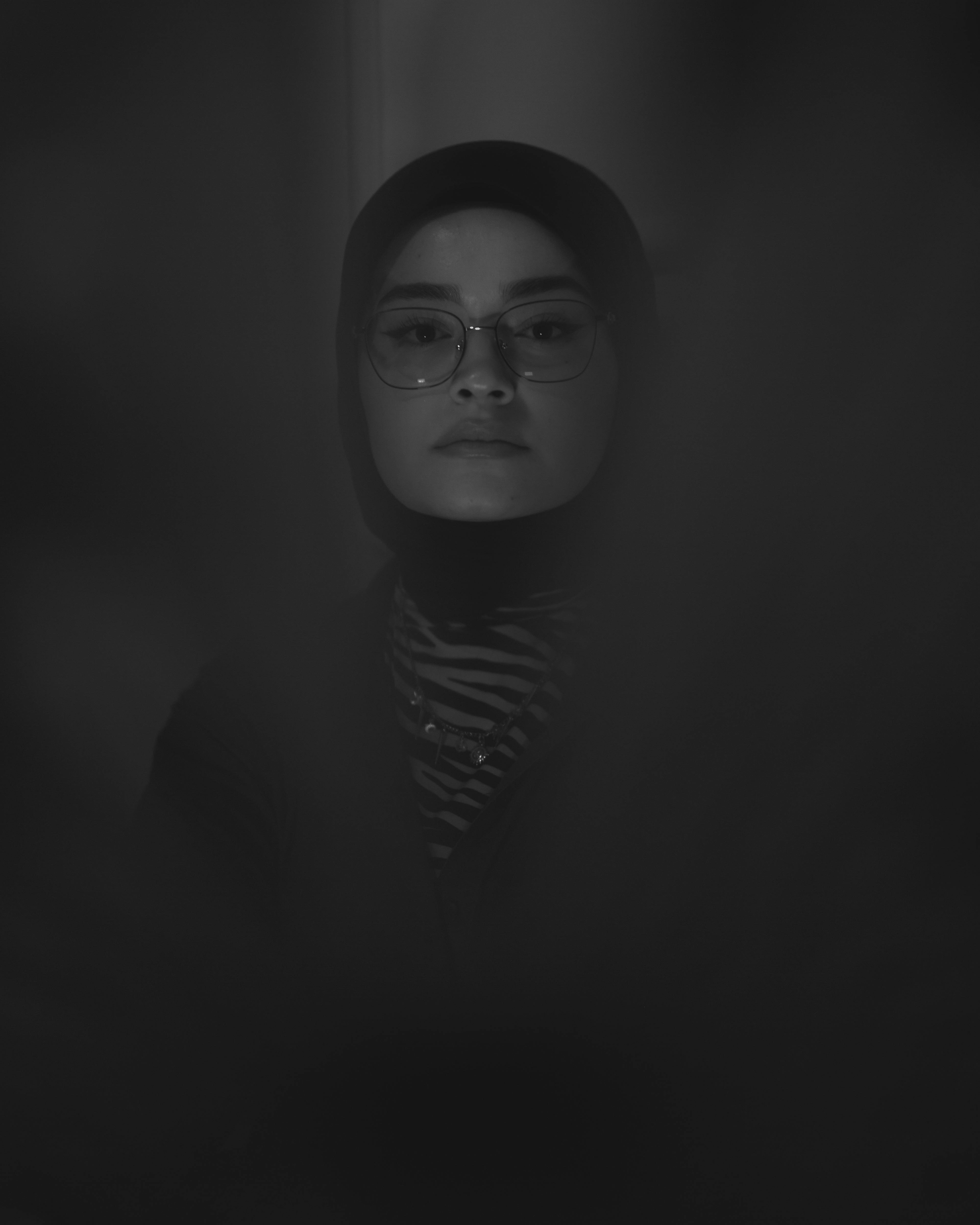 Black And White Sombre Face Photos, Download The BEST Free Black And ...