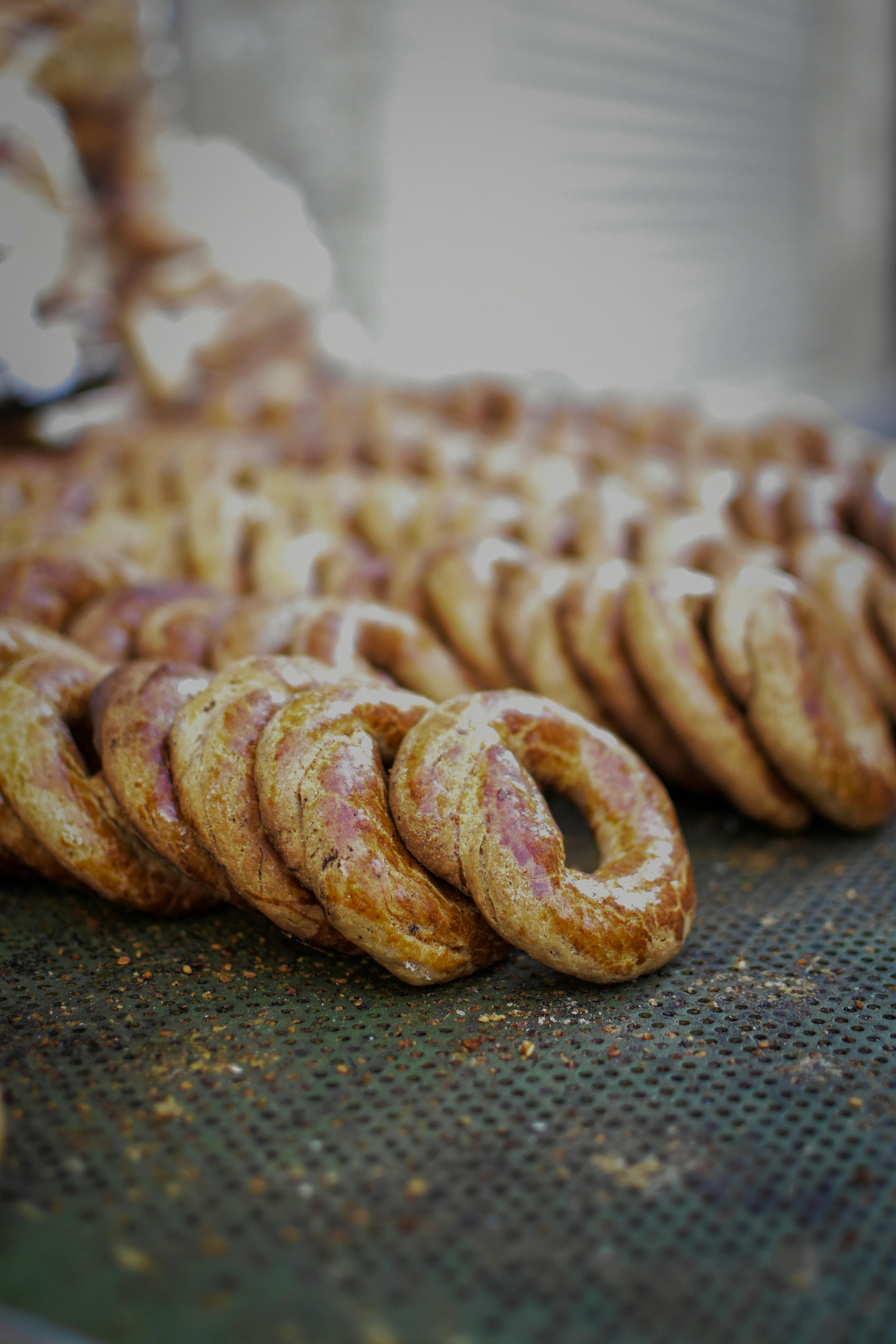 Freshly Baked Simits on Display · Free Stock Photo