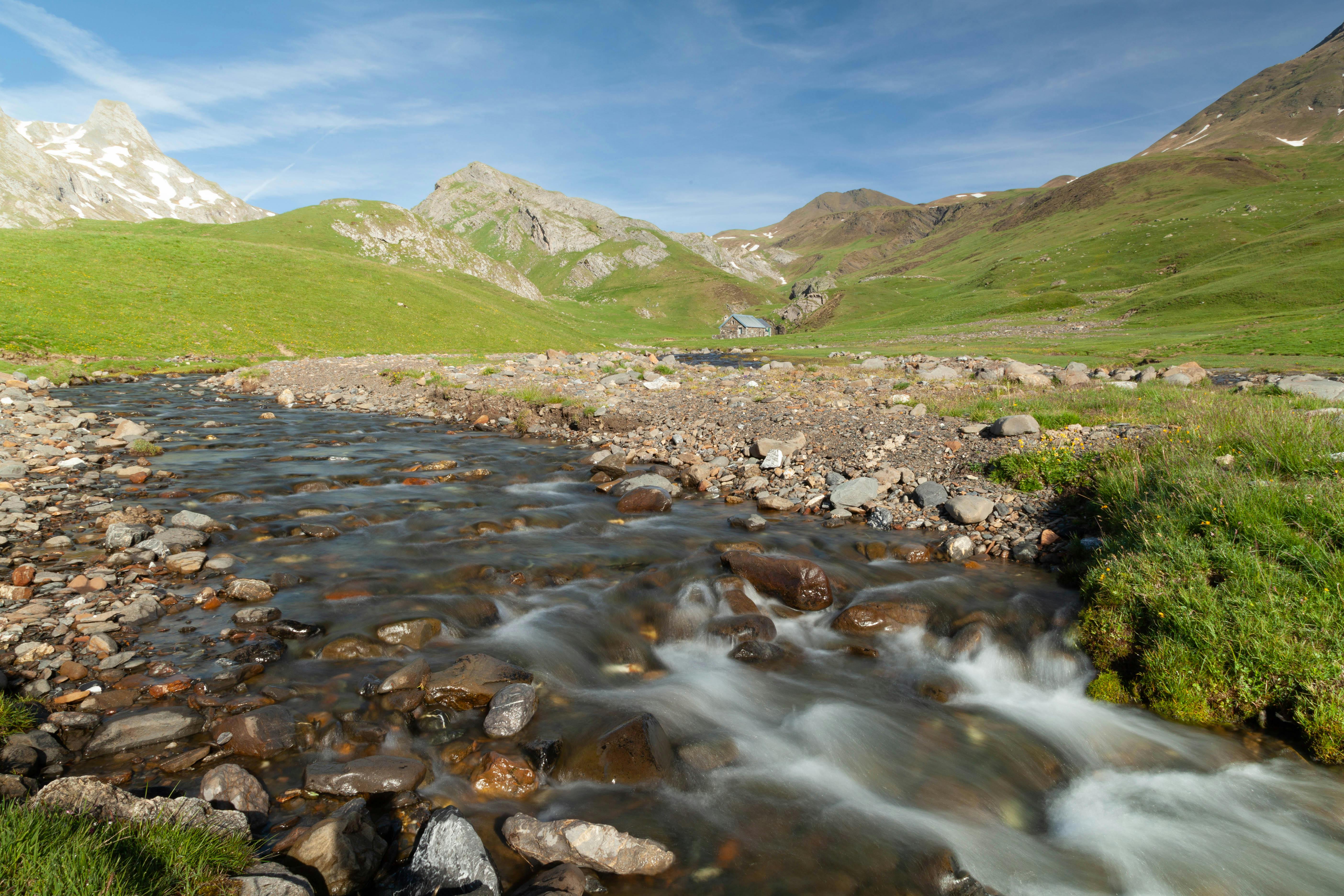 Stream in Mountain Pass · Free Stock Photo