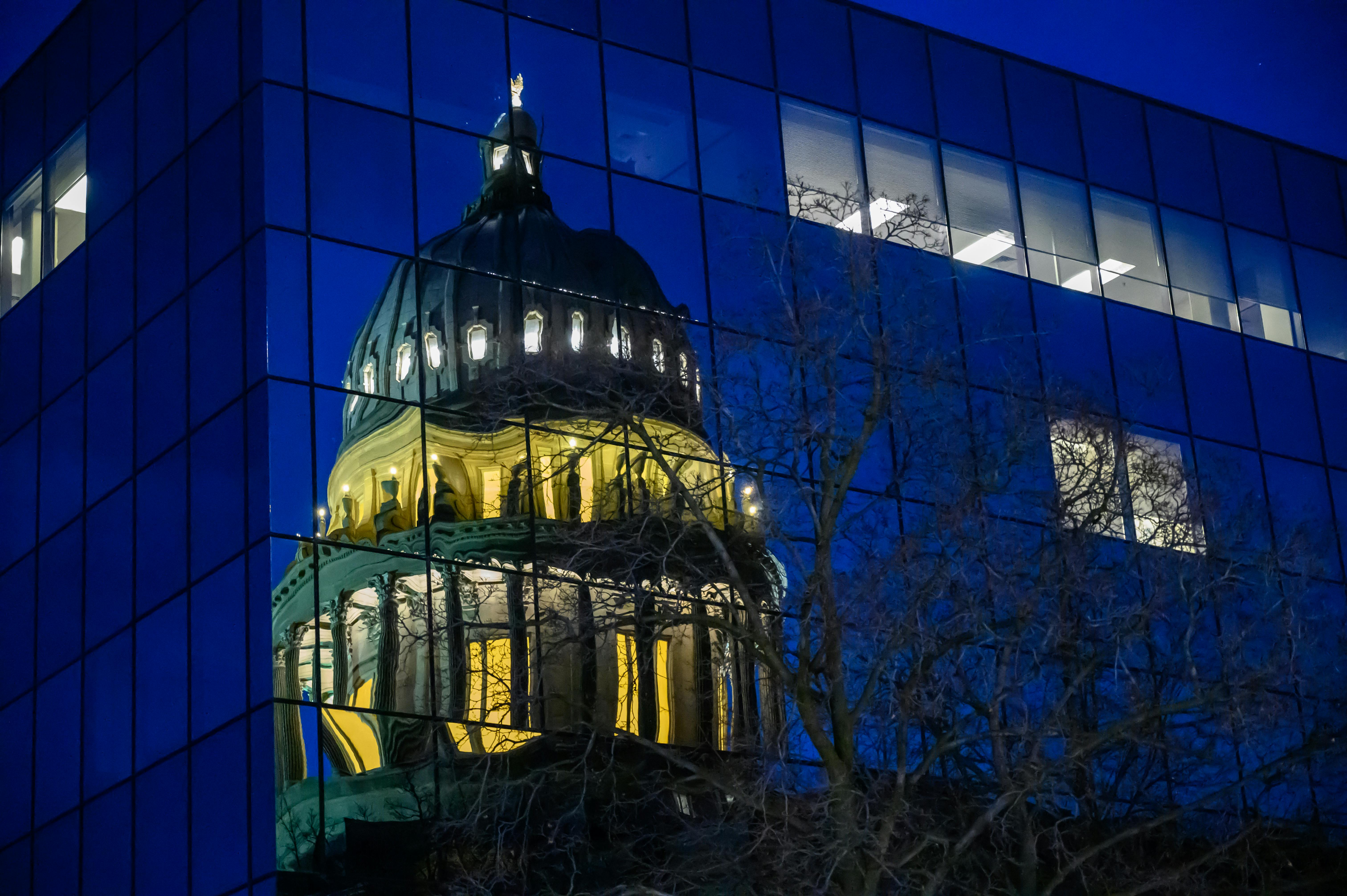 Dome Reflection · Free Stock Photo