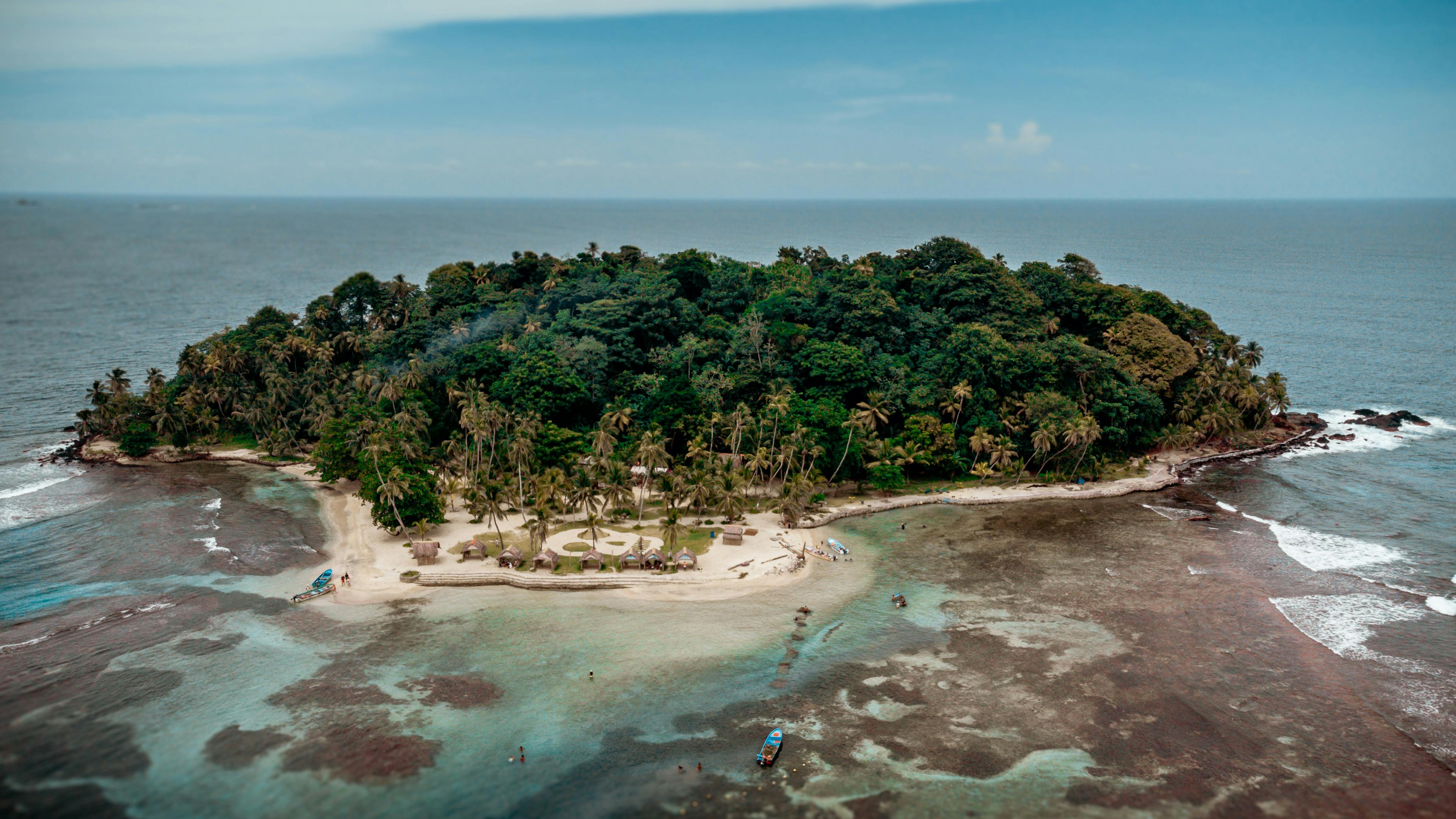 Aerial View of Isla Mamey in Panama · Free Stock Photo