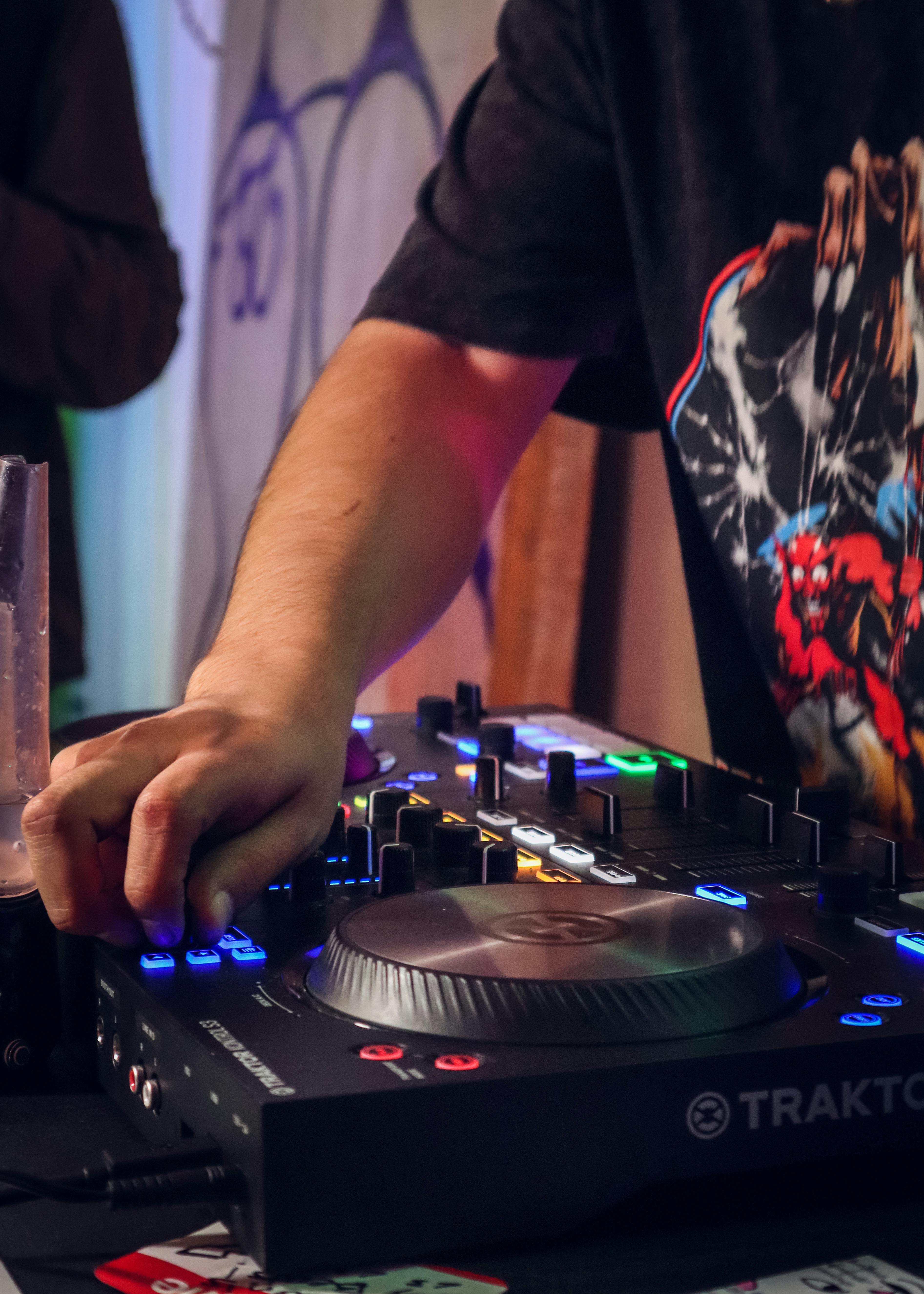 Ticket Music Photos, Download The BEST Free Ticket Music Stock Photos ...