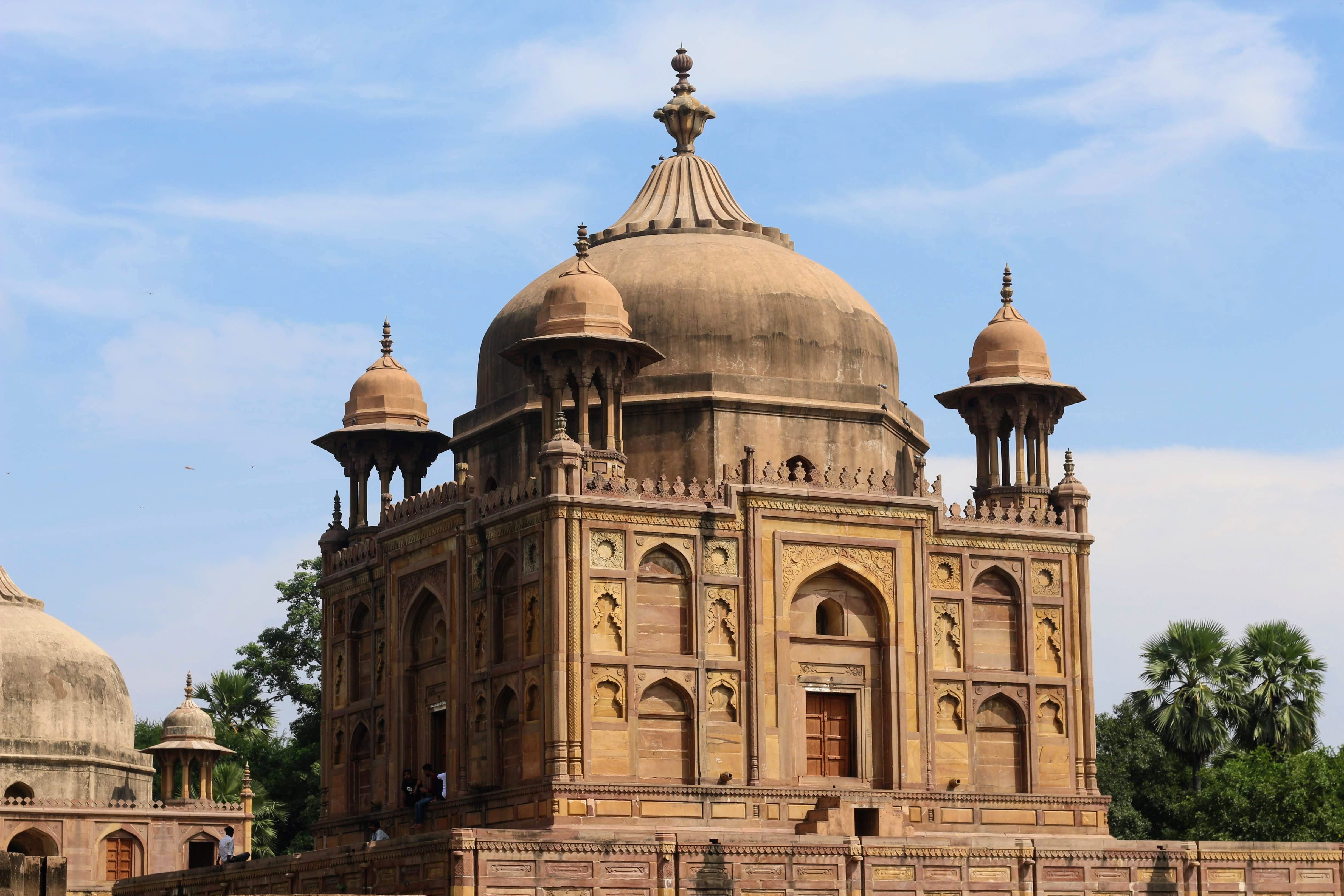 Khusro Bagh in Allahabad in India · Free Stock Photo