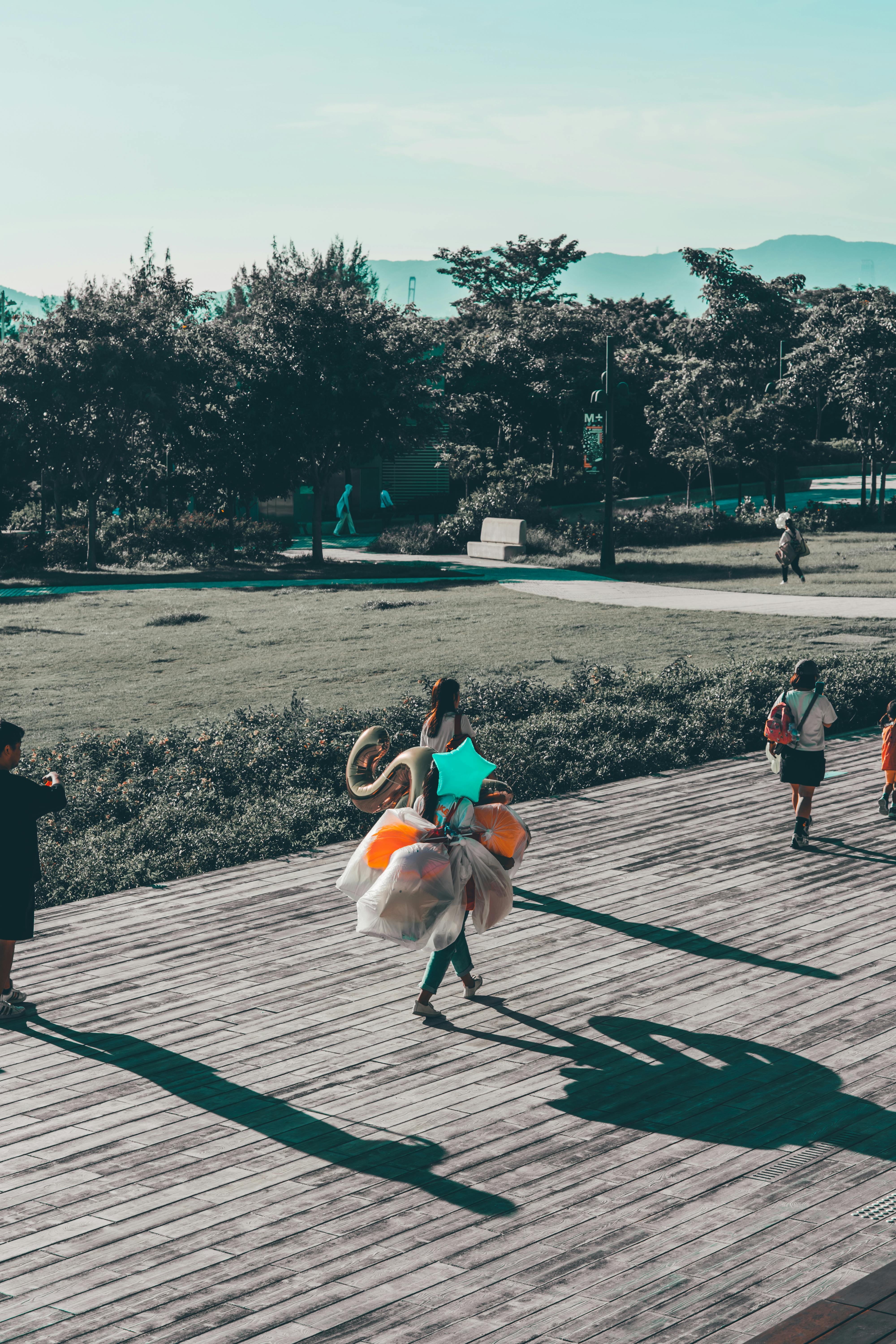 Parade in Park · Free Stock Photo