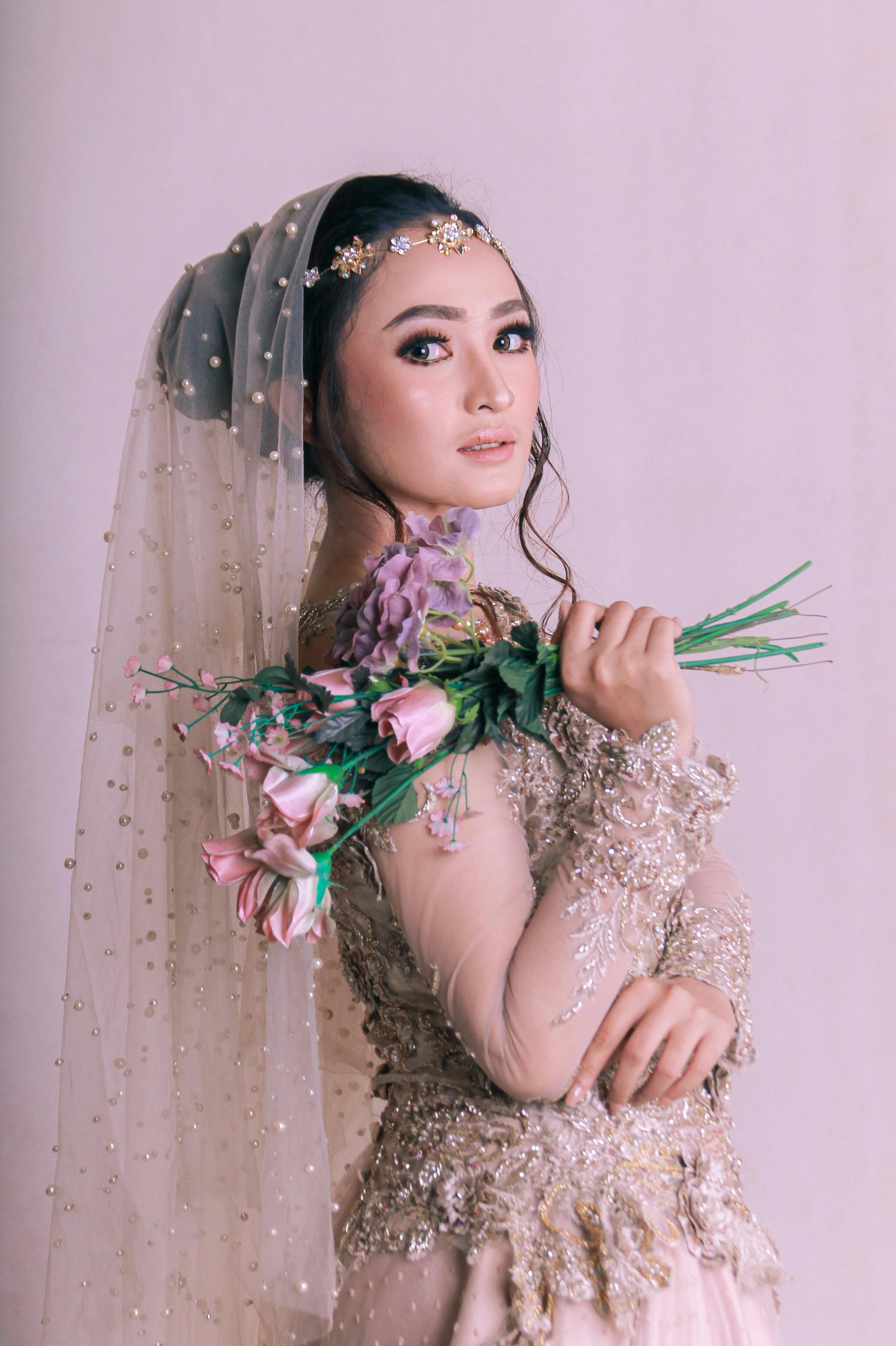 Portrait of Beautiful Bride · Free Stock Photo