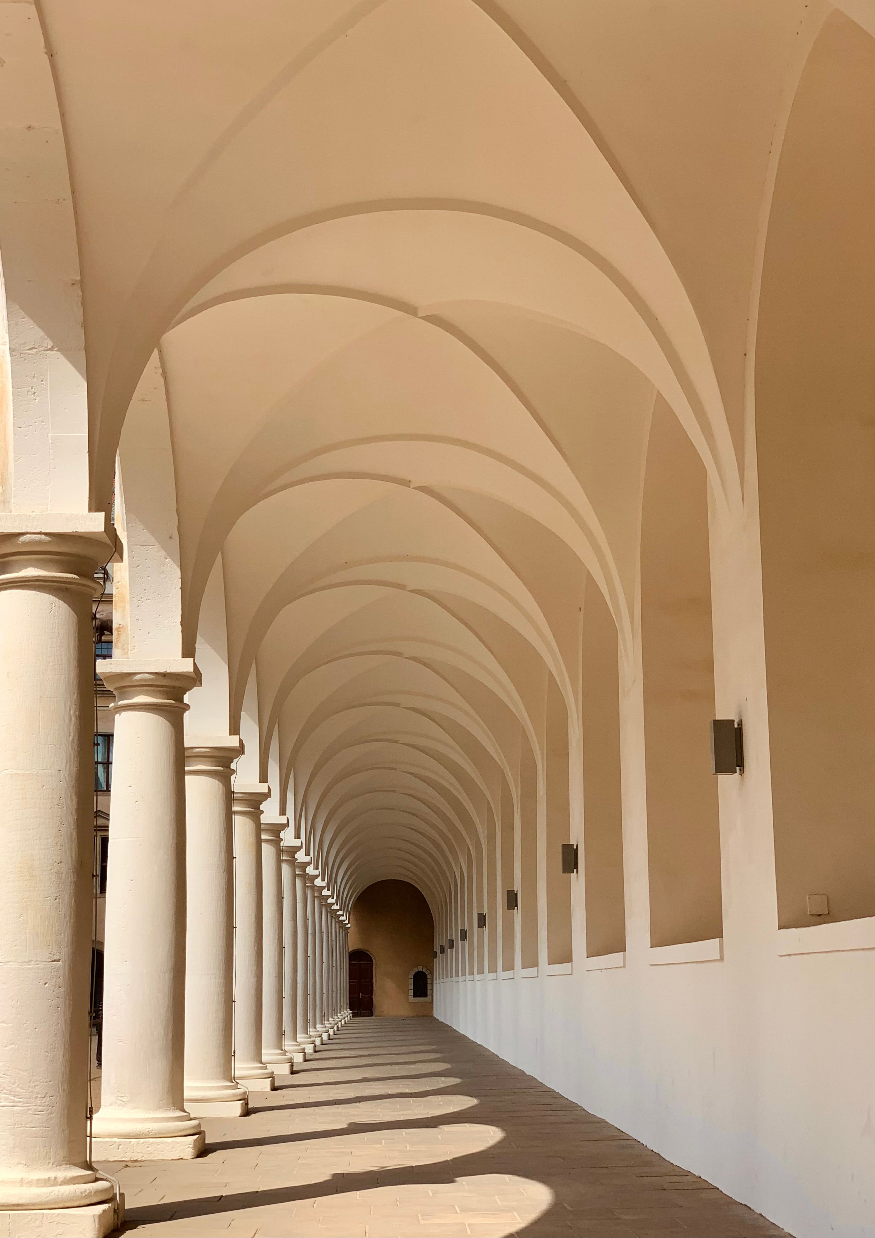 Symmetrical View of an Arcade · Free Stock Photo