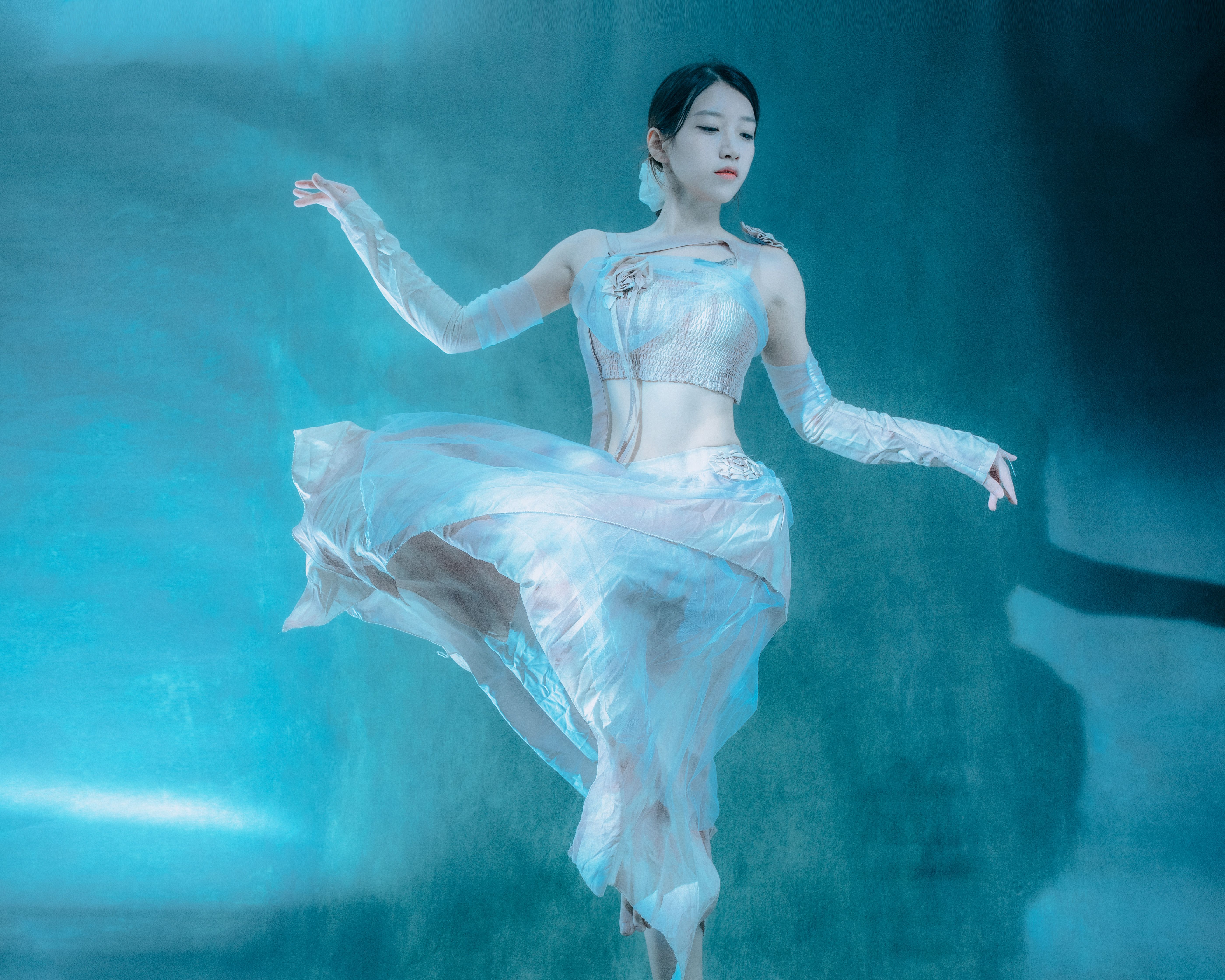 Thin Dancer Photos, Download The BEST Free Thin Dancer Stock Photos ...