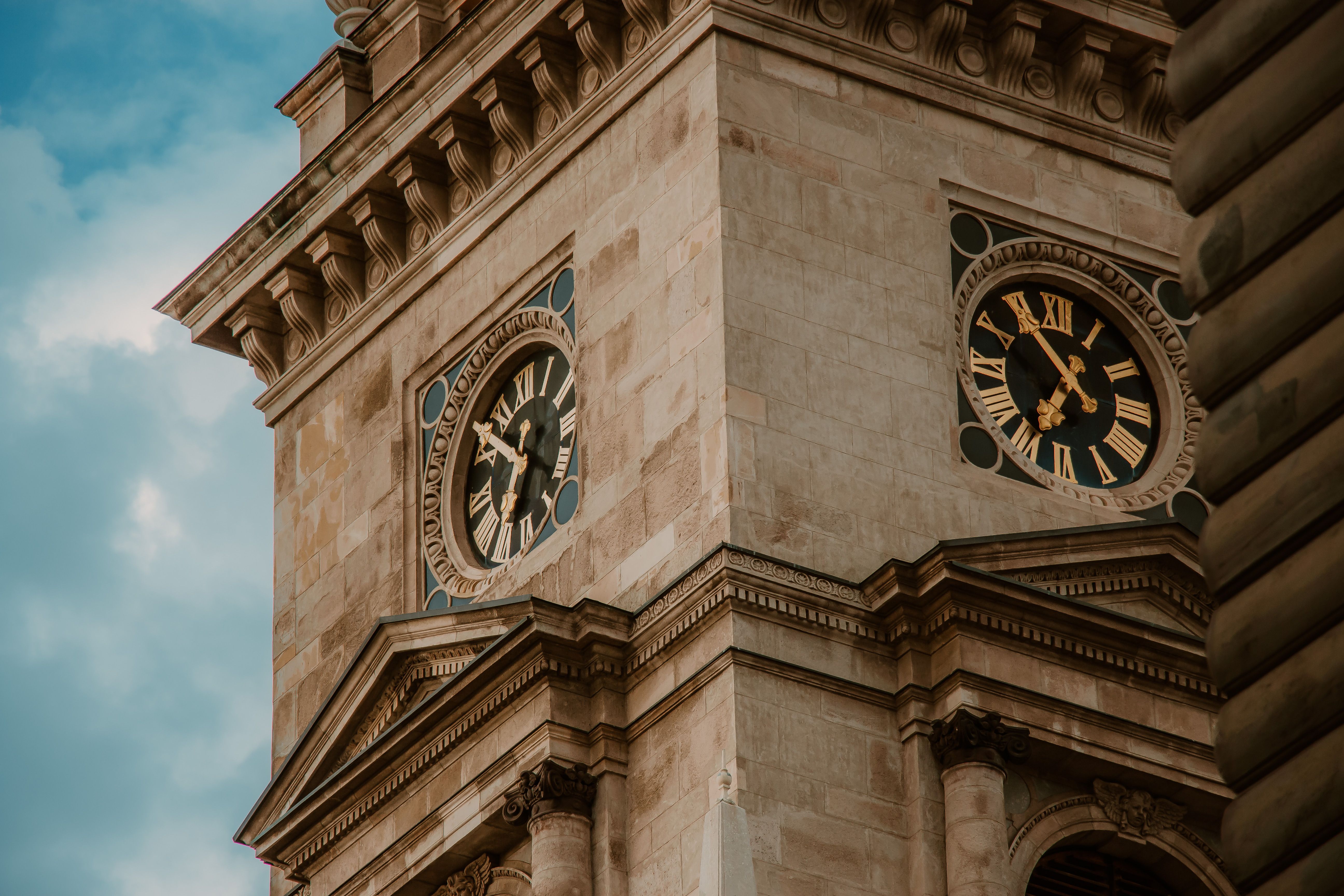 Wall Clocks Photos, Download The BEST Free Wall Clocks Stock Photos ...