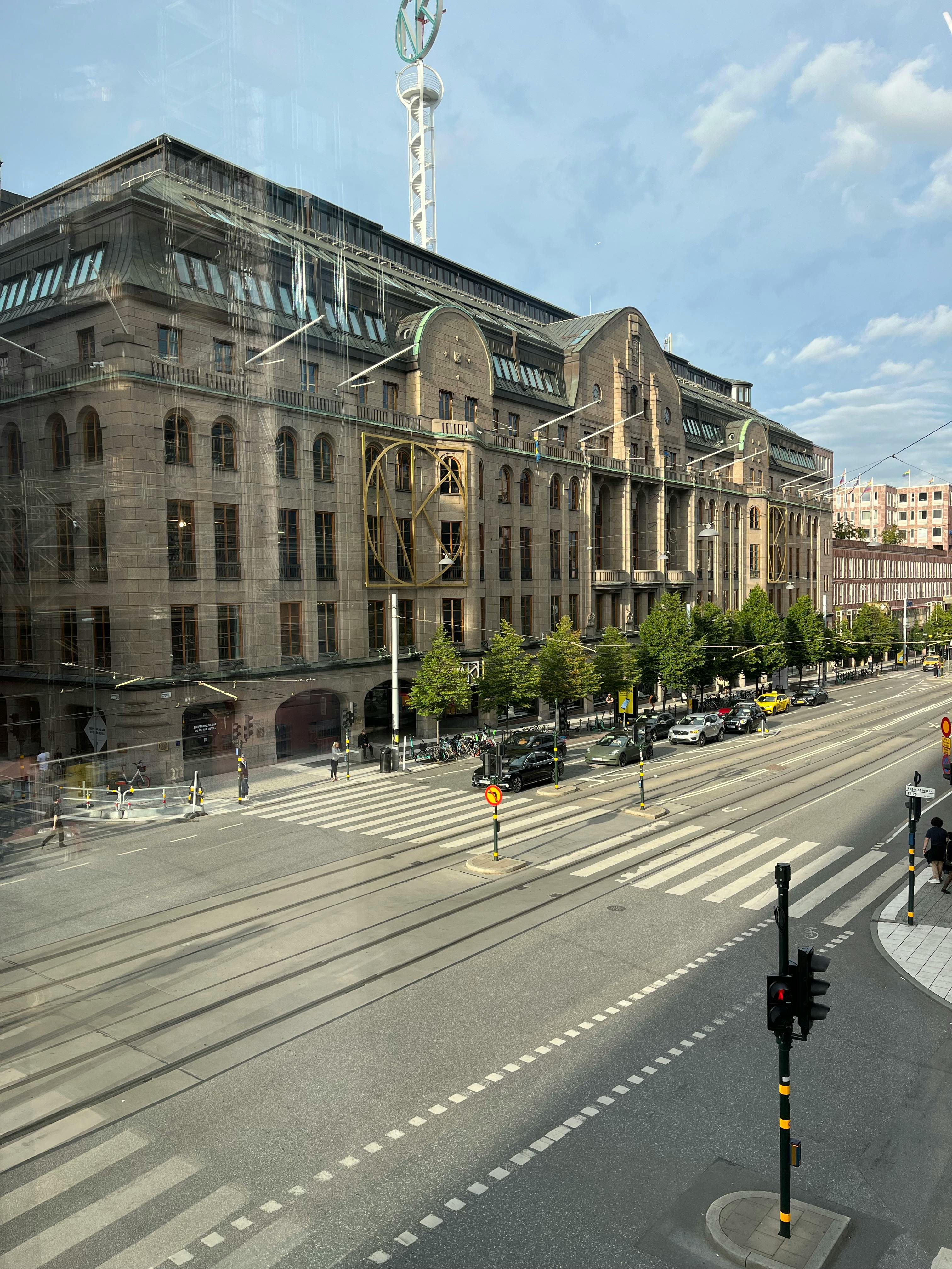 NK Stockholm Building by Street · Free Stock Photo