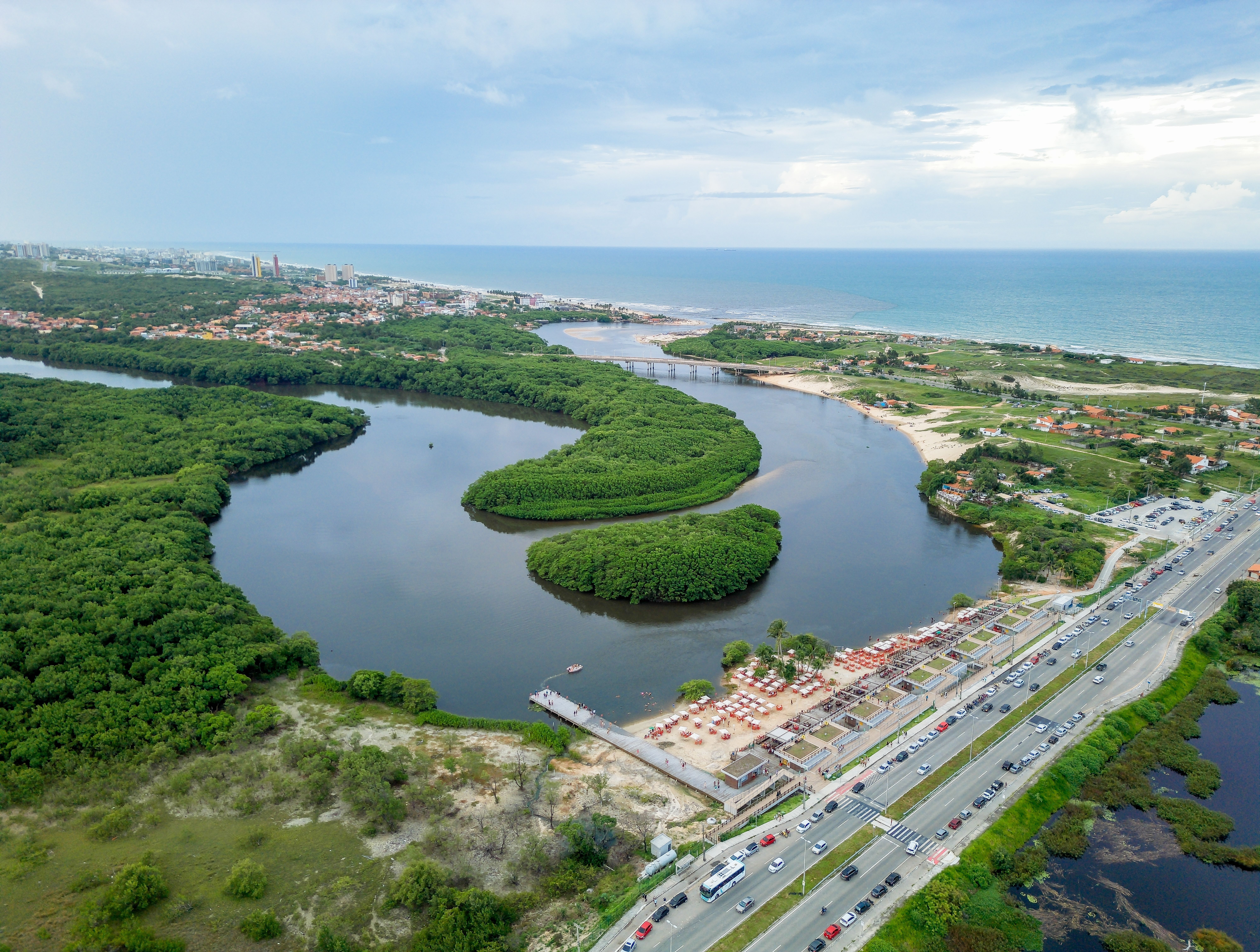 Aerial view of the beach and river in florida · Free Stock Photo