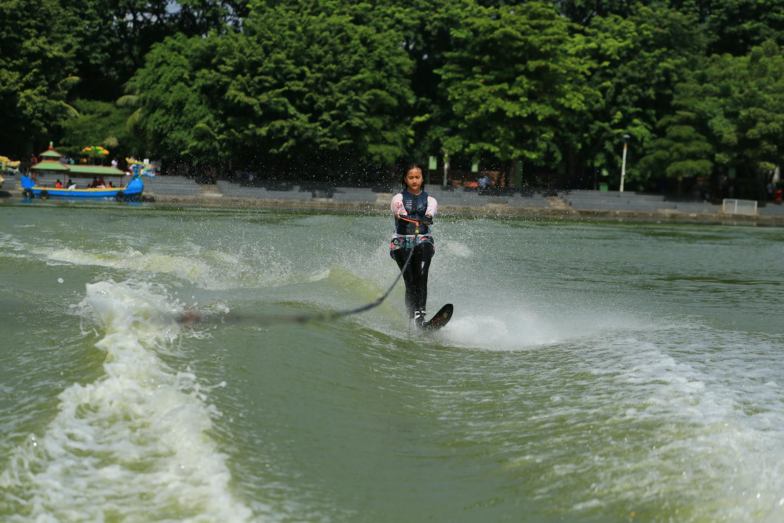 Water Skiing Photos, Download The BEST Free Water Skiing Stock Photos ...