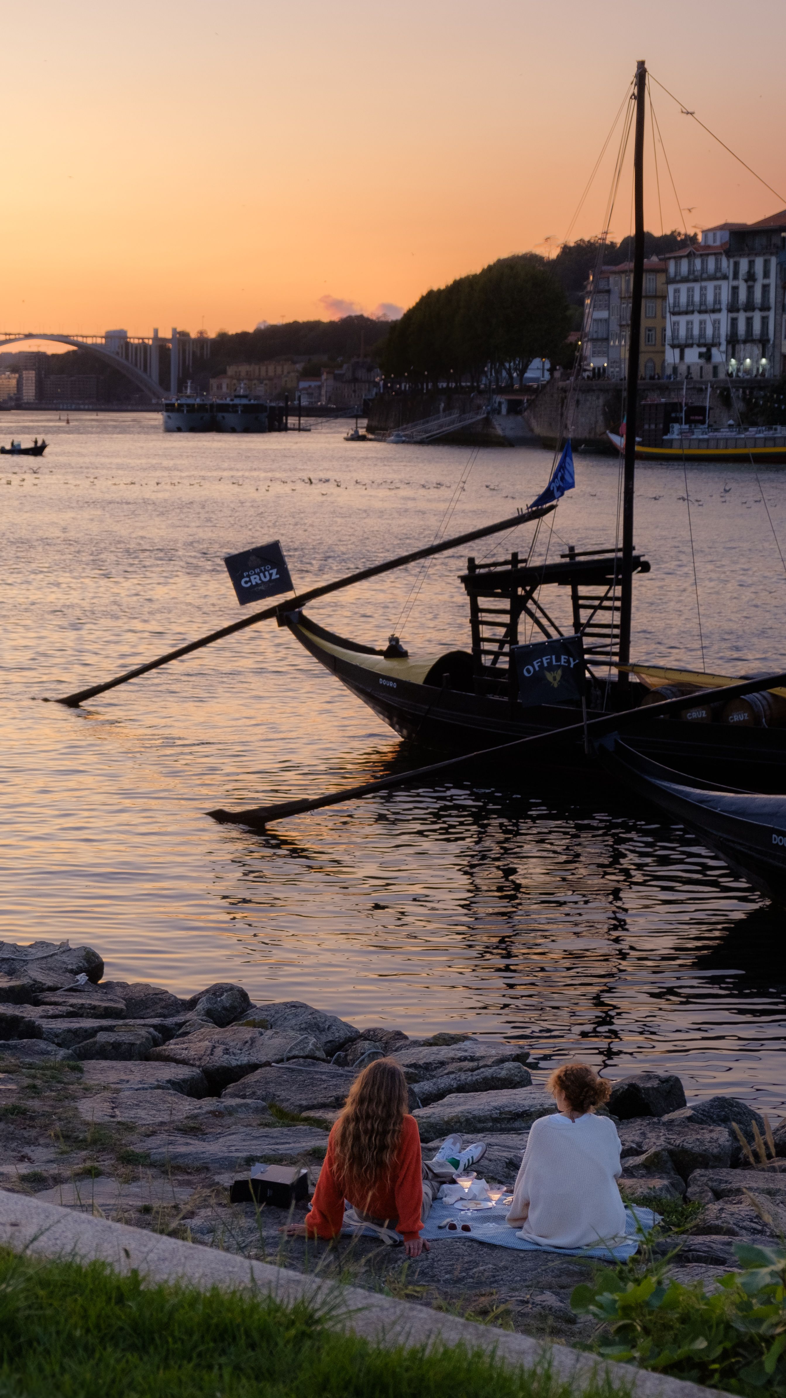 Butter Boat Photos, Download The BEST Free Butter Boat Stock Photos ...