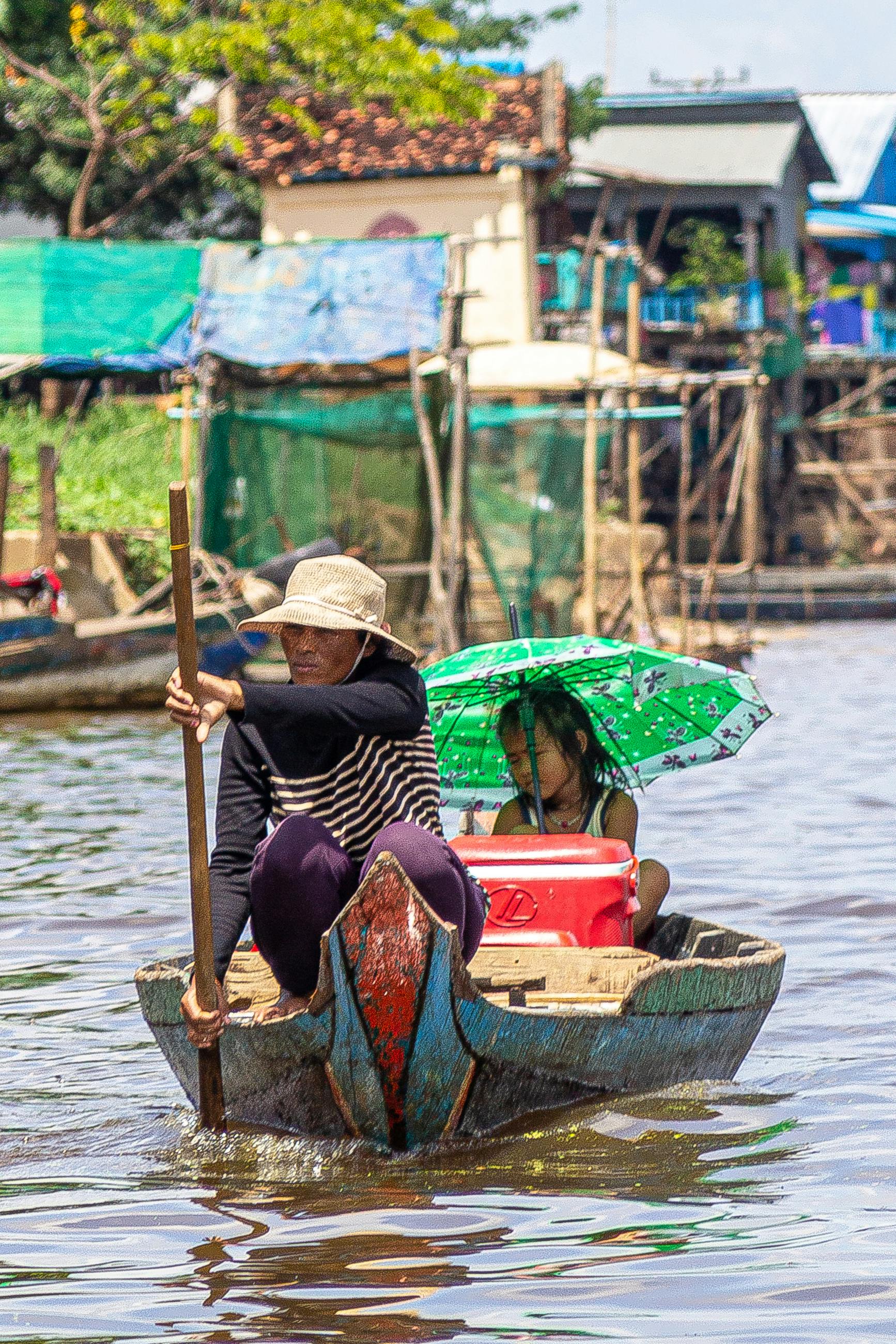 Two People in a Boat · Free Stock Photo