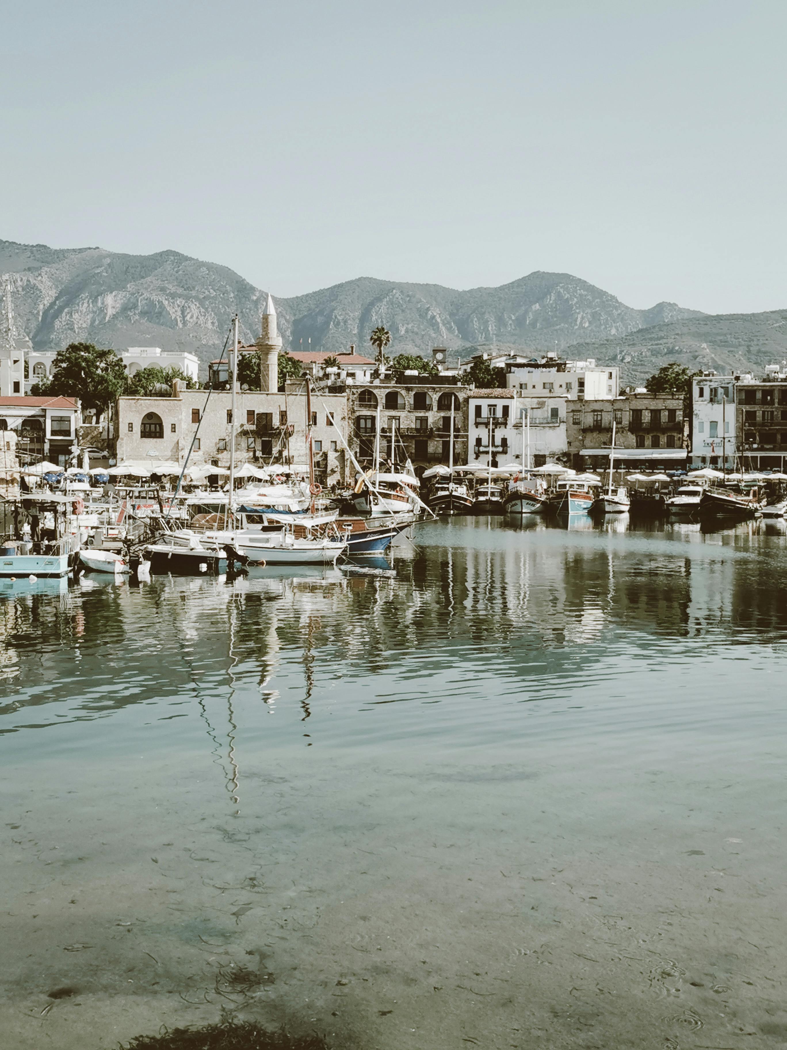 Siem Marina Photos, Download The BEST Free Siem Marina Stock Photos ...