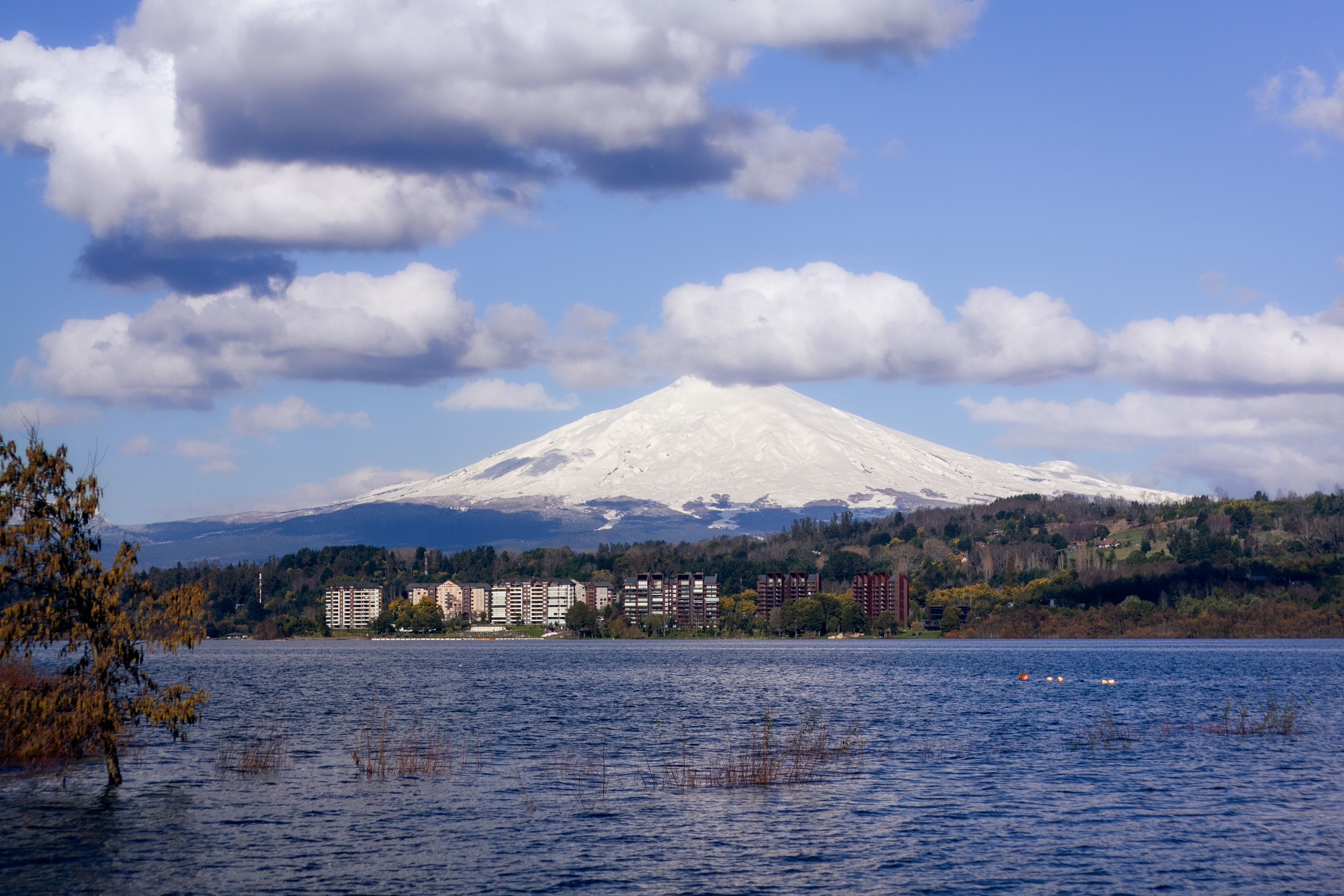 Lake Near Snowcapped Active Volcano · Free Stock Photo