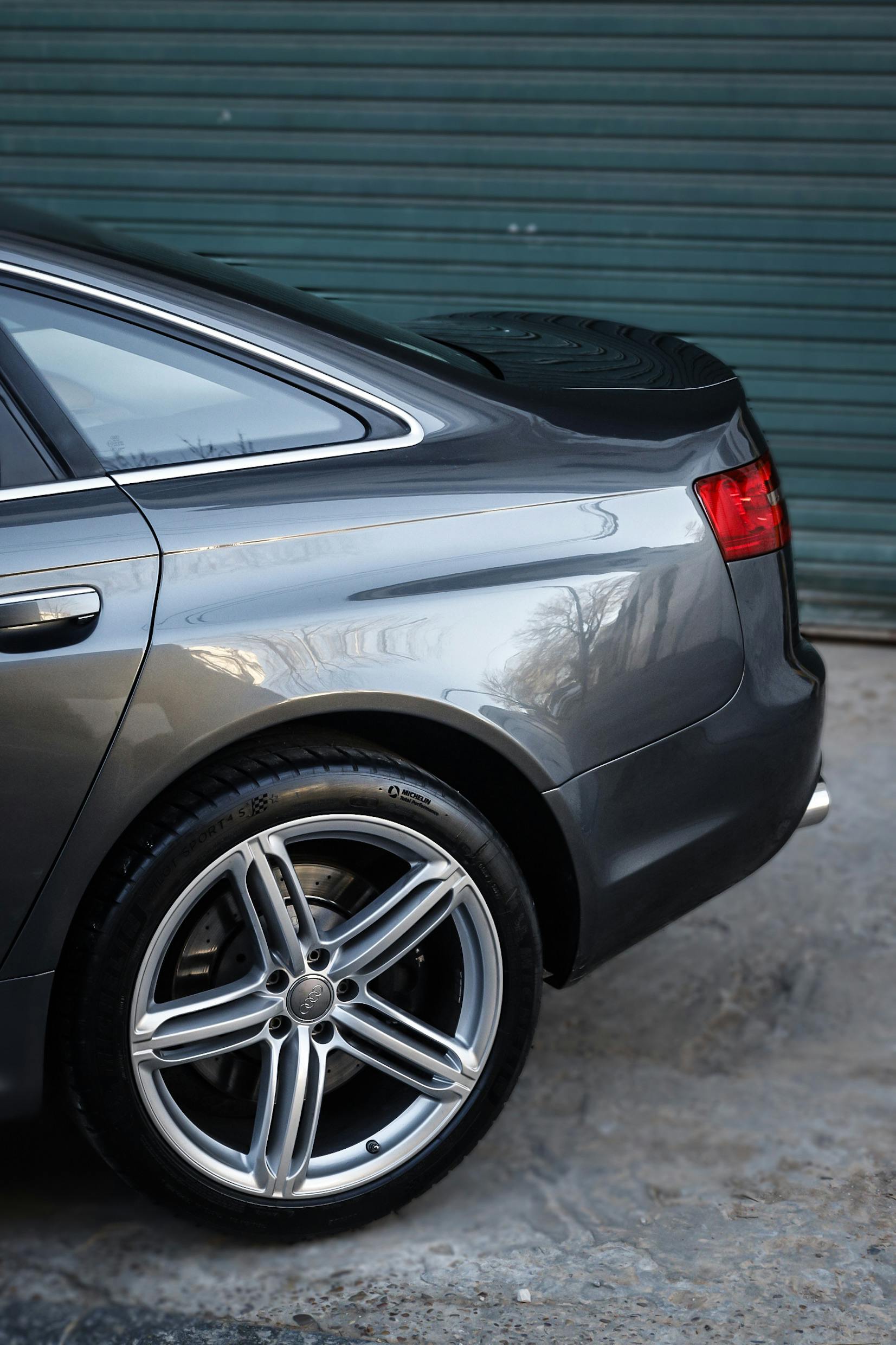 Rear of Audi RS6 · Free Stock Photo