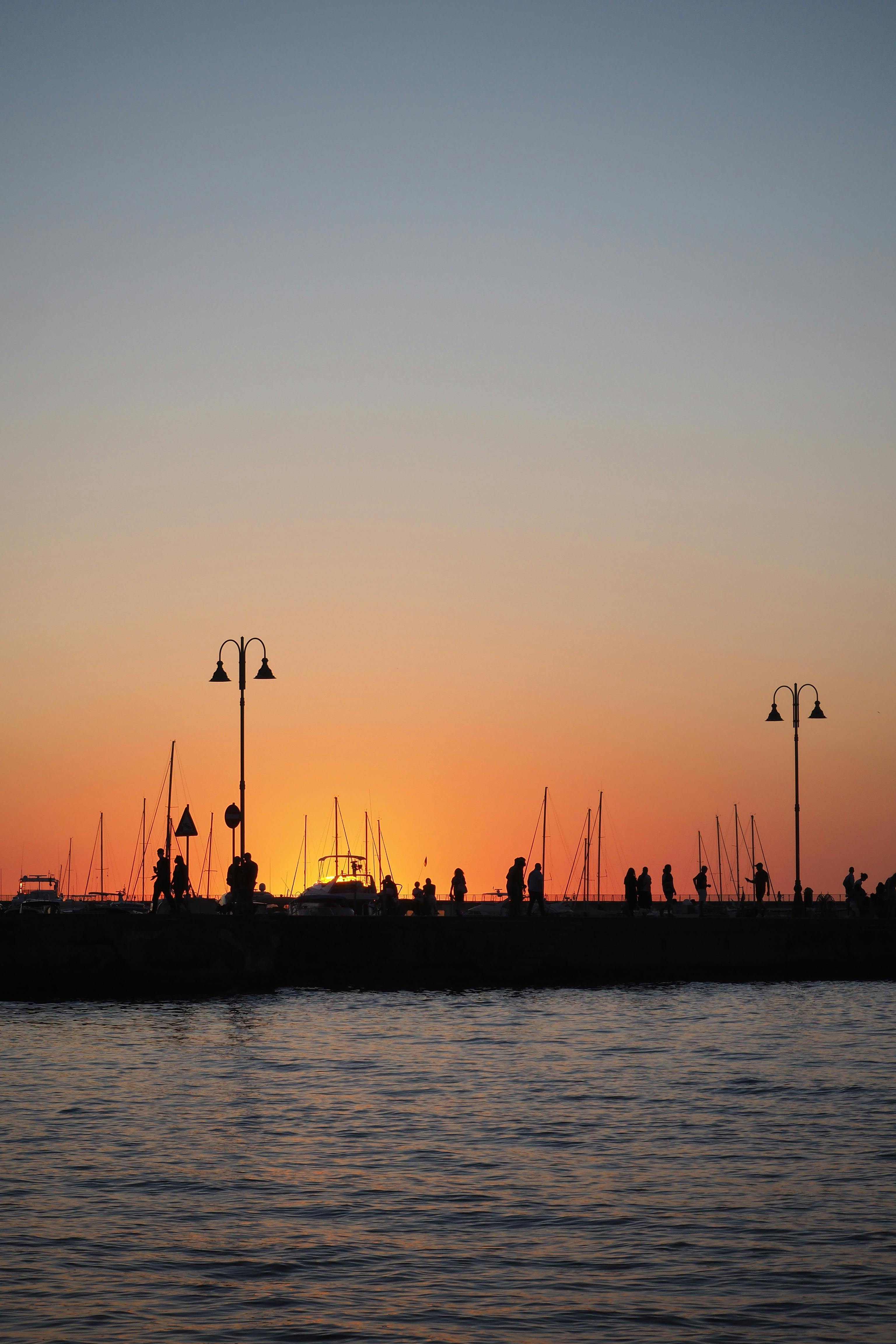 Docsend Spaces Photos, Download The BEST Free Docsend Spaces Stock ...