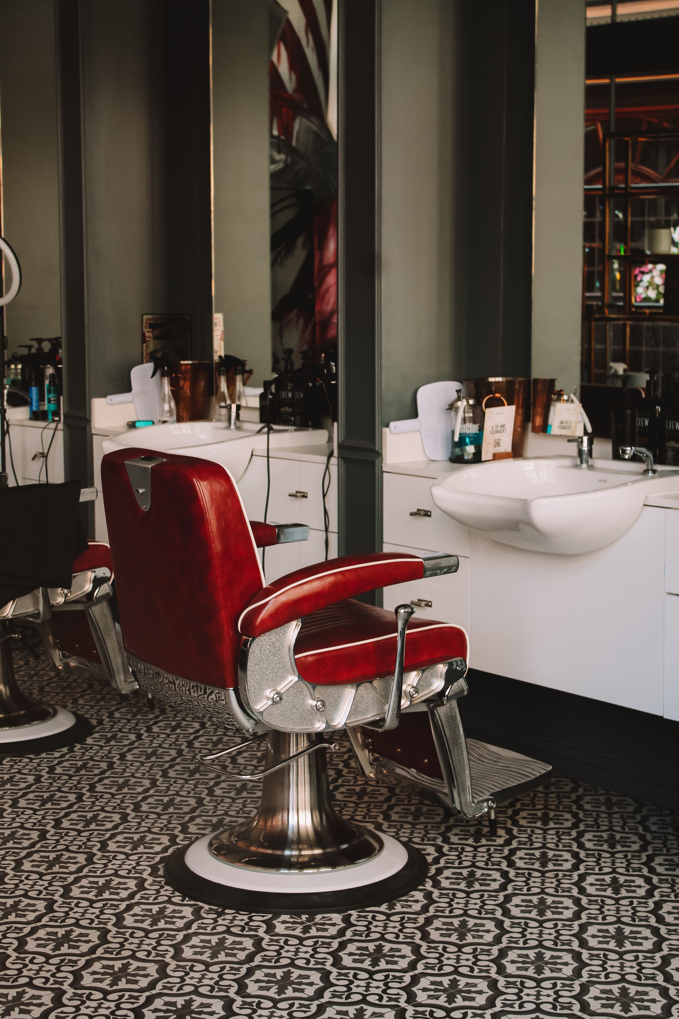 Foto de stock gratuita sobre acabado metalizado, ambiente de barbería ...