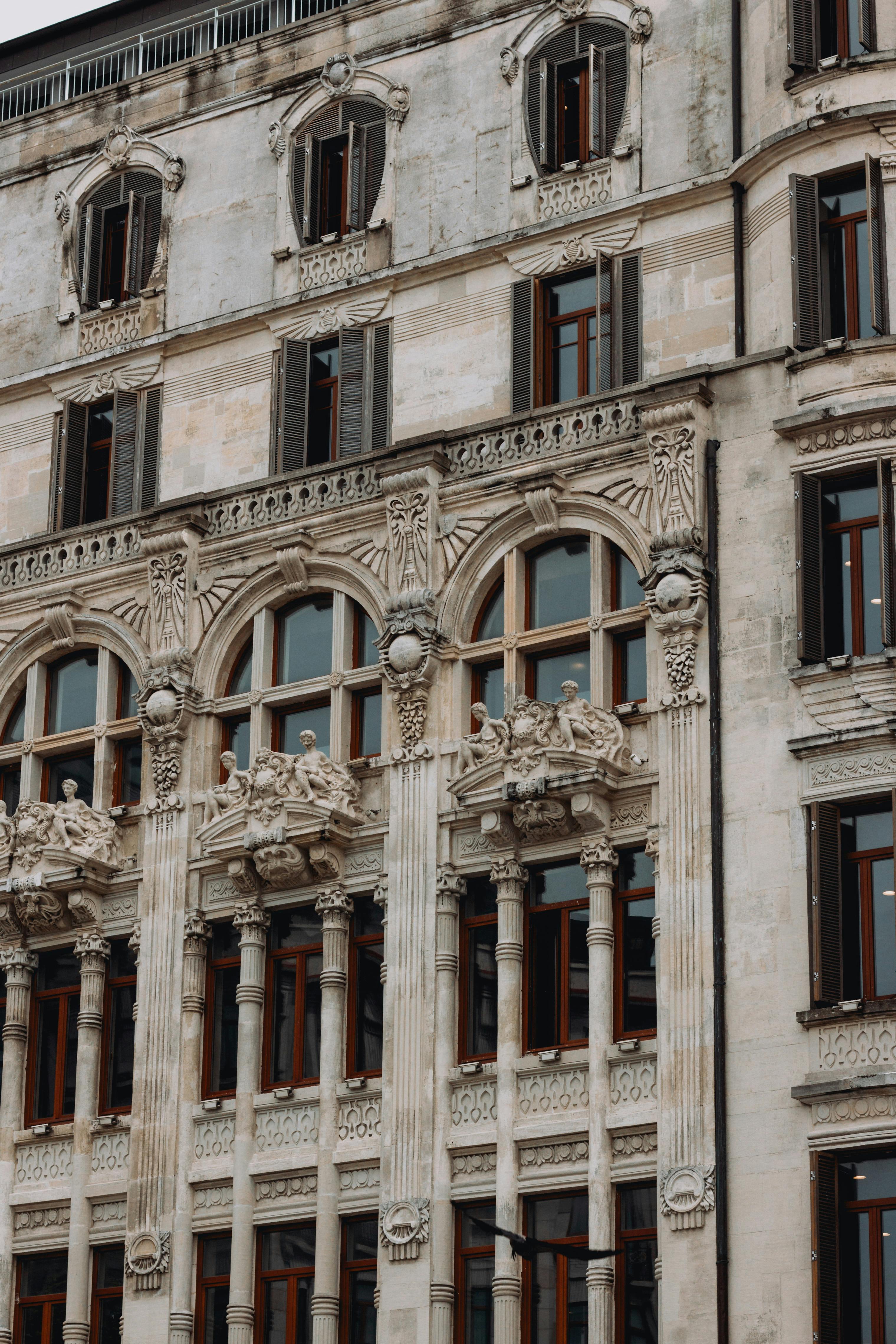 Windows in a Traditional Tenement · Free Stock Photo