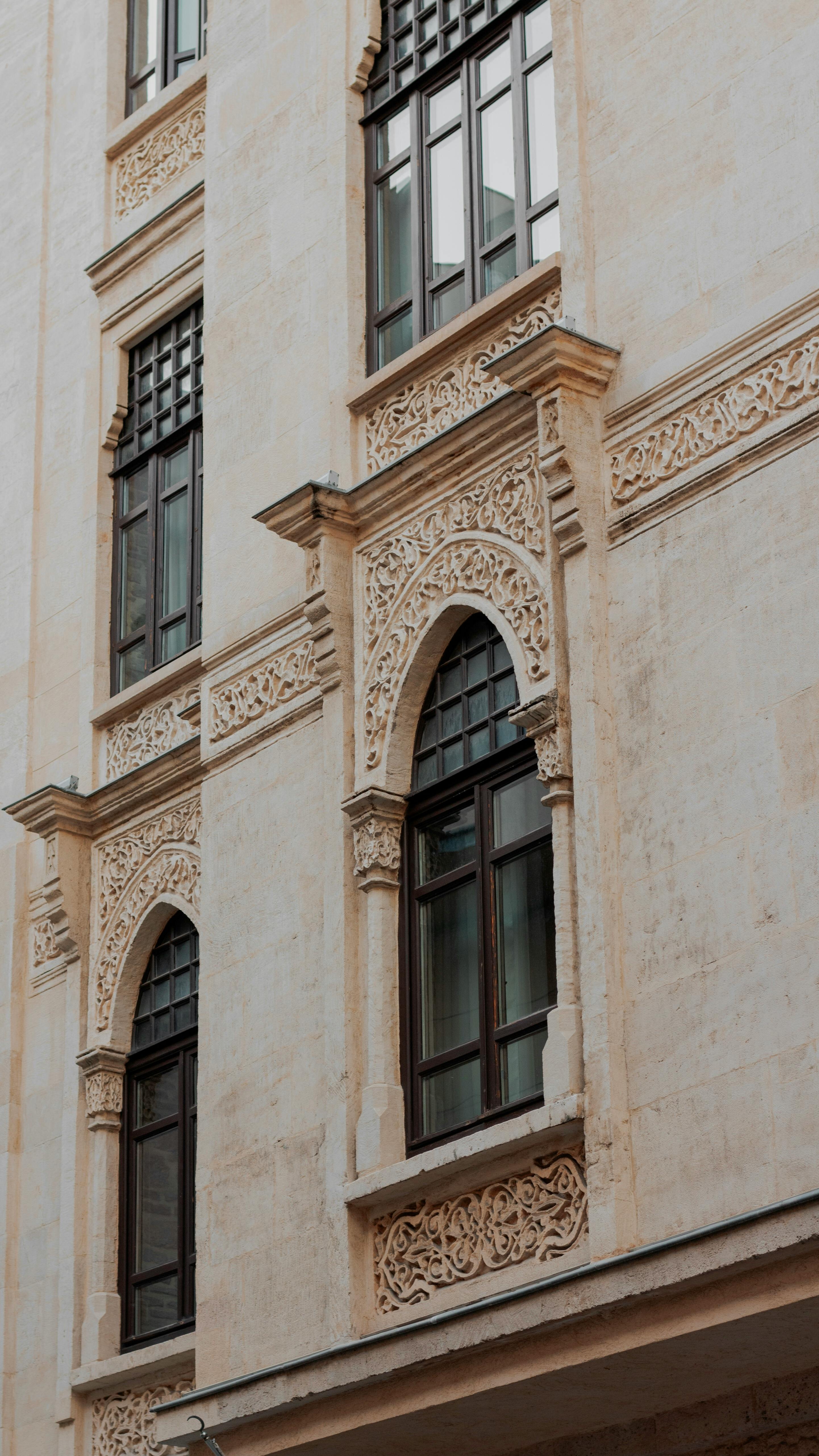 Windows in a Traditional Tenement · Free Stock Photo