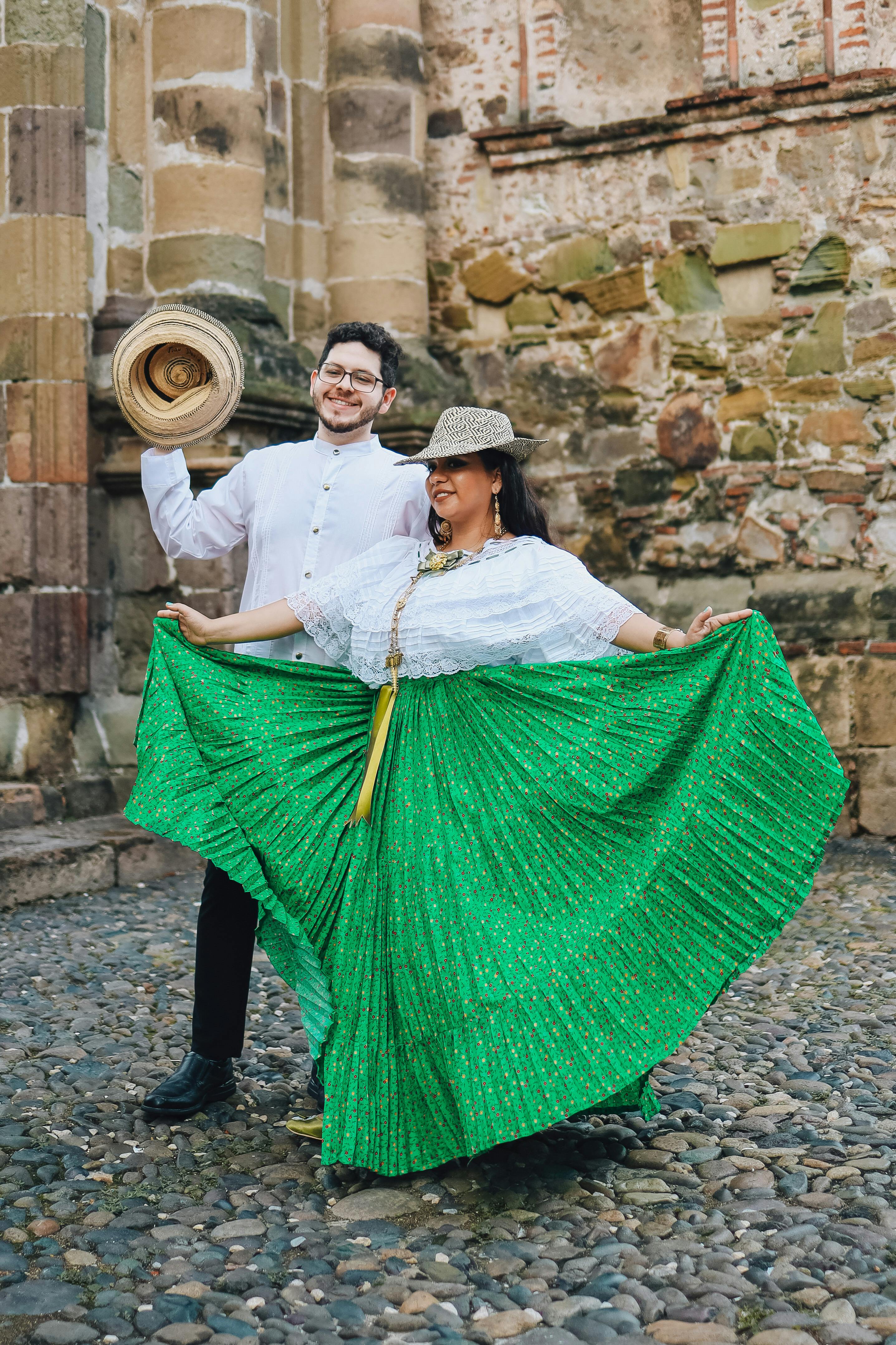 Mola Apel Photos, Download The BEST Free Mola Apel Stock Photos & HD Images